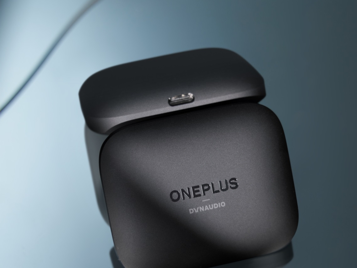 一加Buds Pro2耳机丨曜石黑开箱图赏_迟木VV-站酷ZCOOL