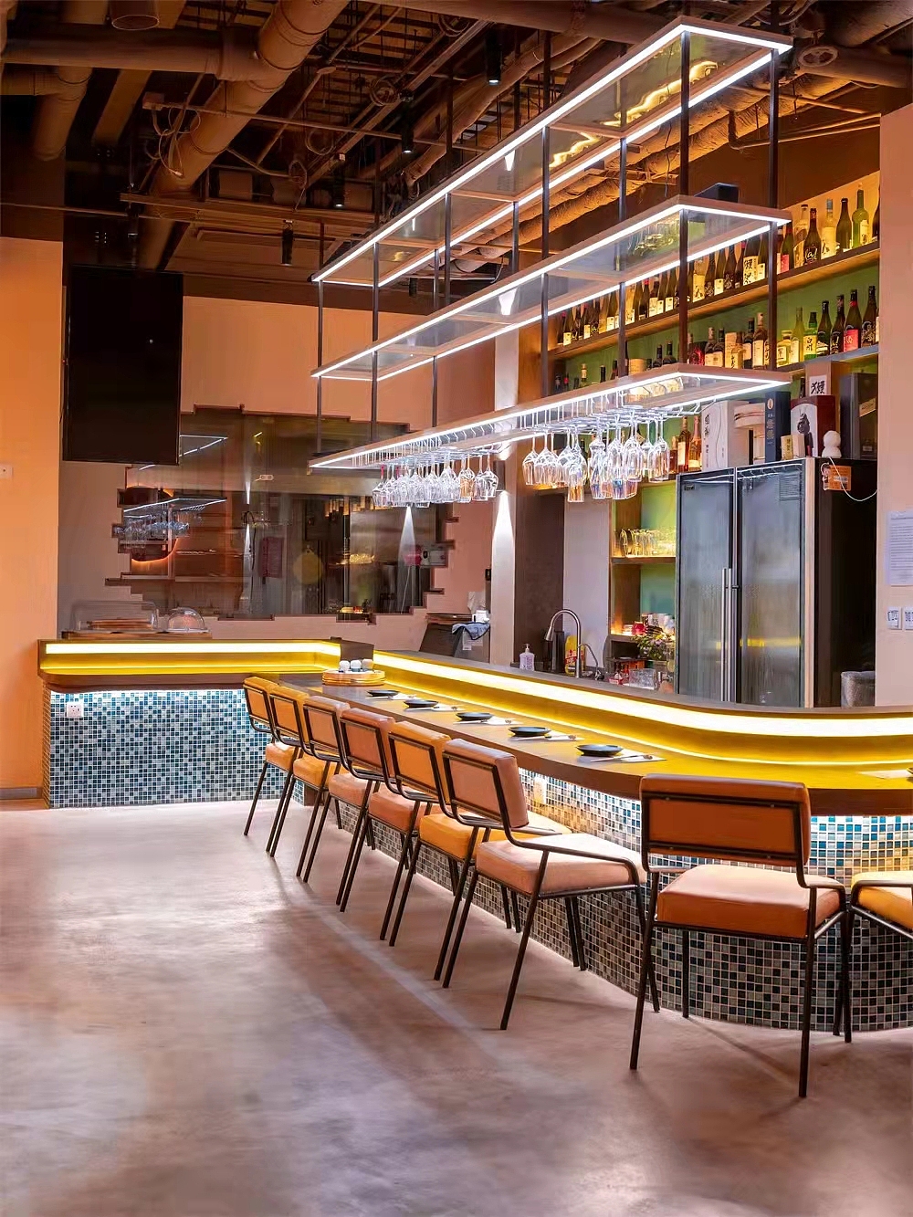 食客与食客，食客与食物间更紧密的联系_宇婷0359-站酷ZCOOL