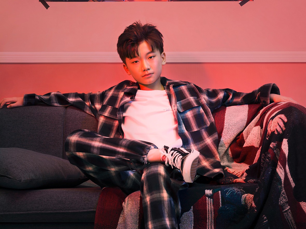 为星途爱乐拍摄的艺人张哲闻_摄影师王彬BEN-站酷ZCOOL