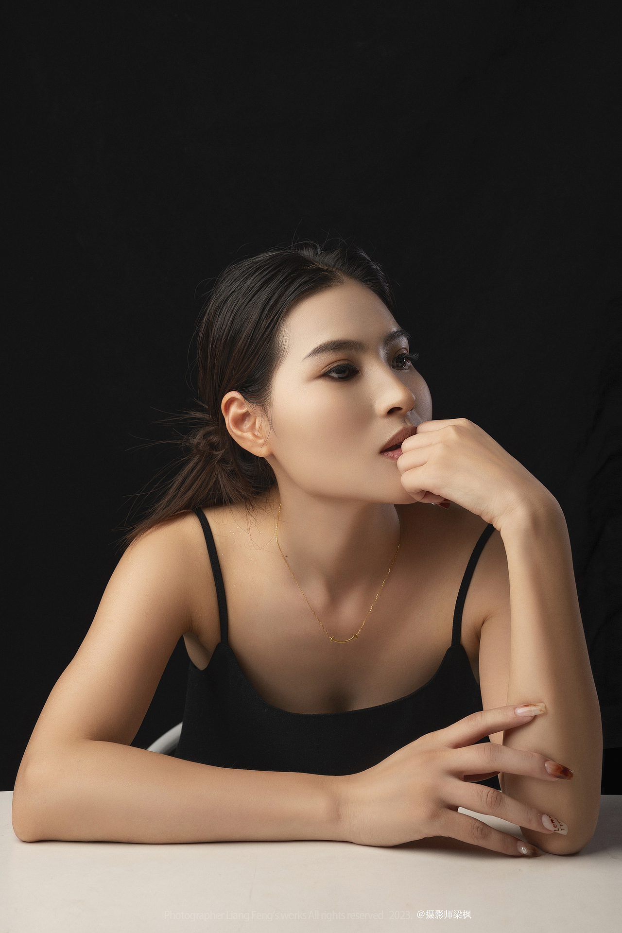 肖像LiLi_摄影师梁枫VIP-站酷ZCOOL