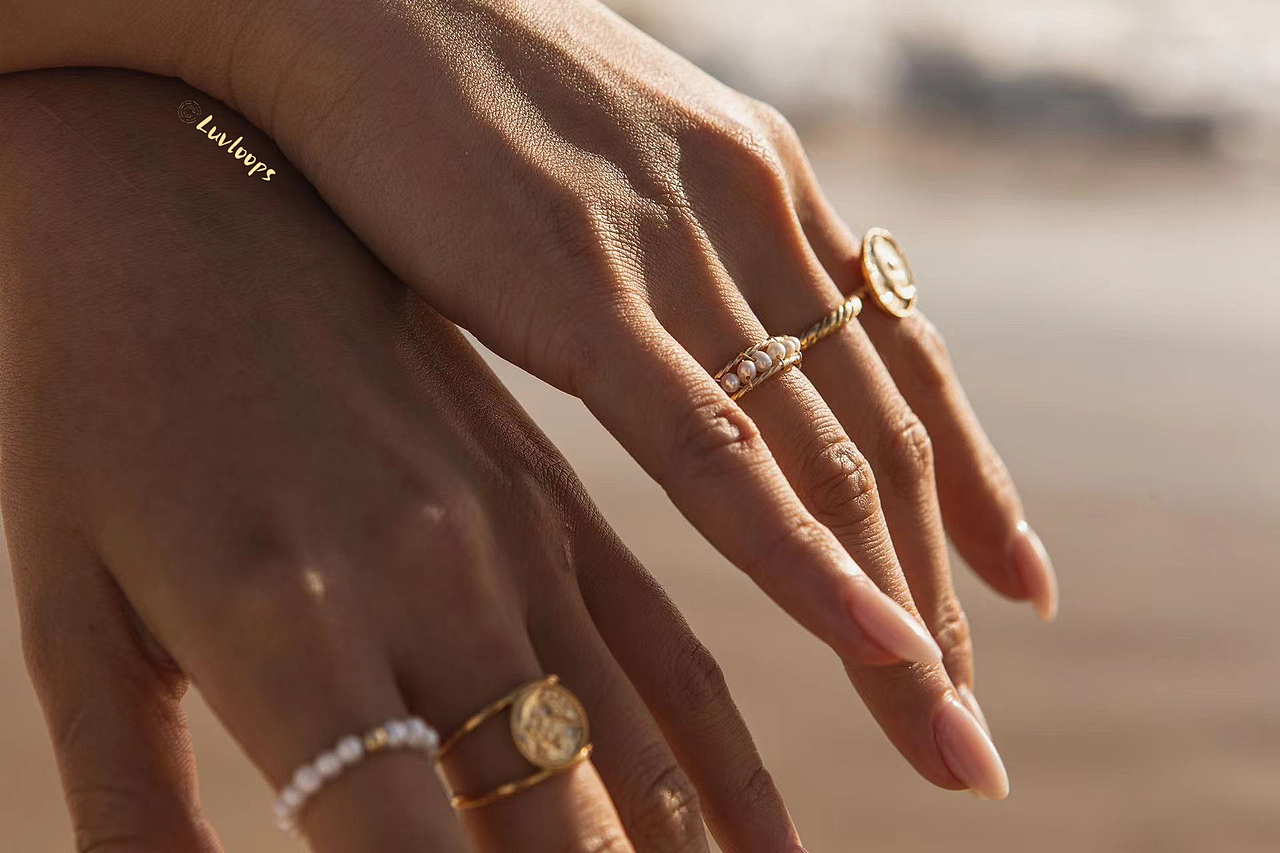 小众珠宝设计：Luvloops Celestial Series_野生吞吞-站酷ZCOOL