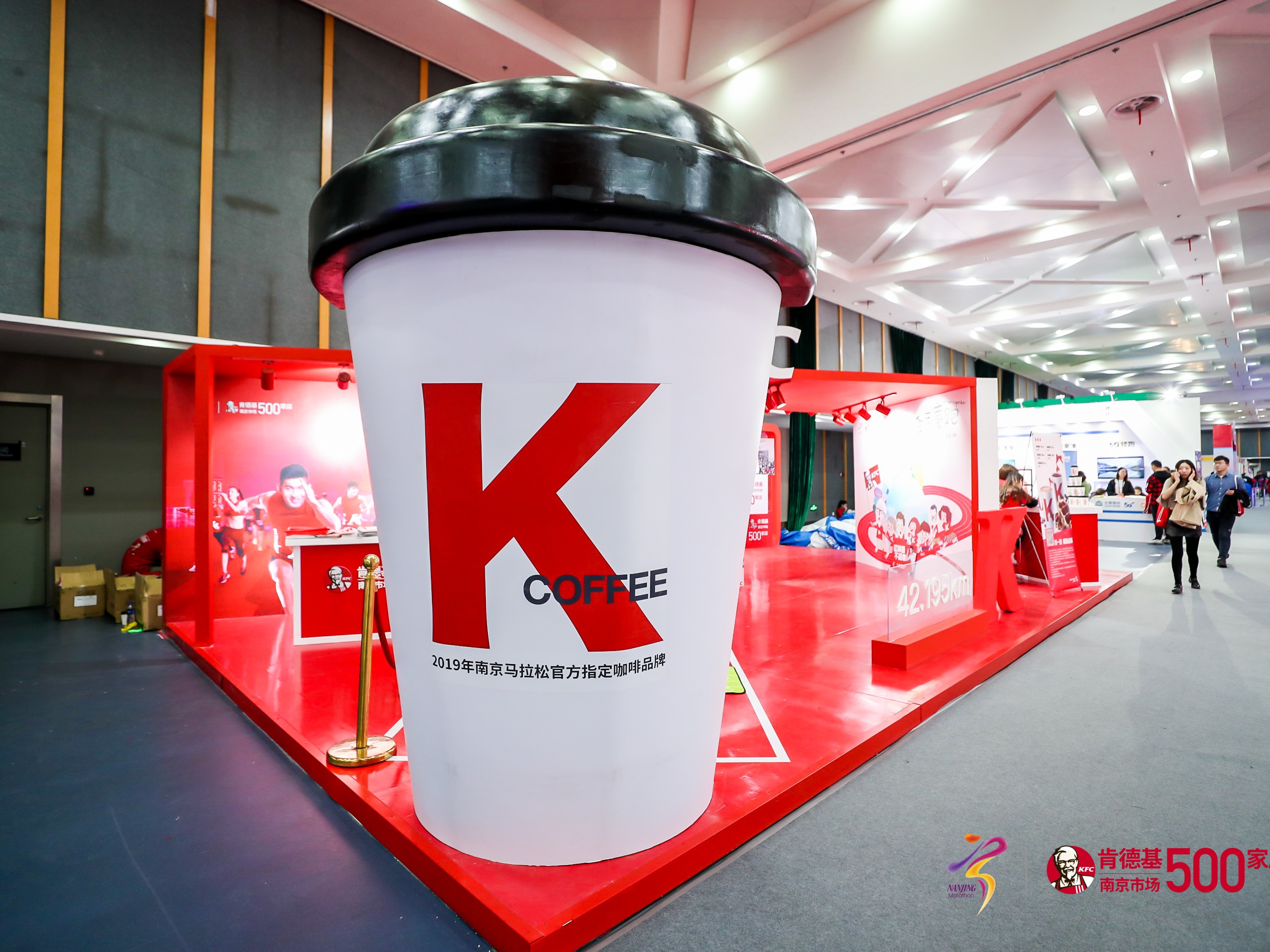 KFC快闪店_汪乐Le-站酷ZCOOL