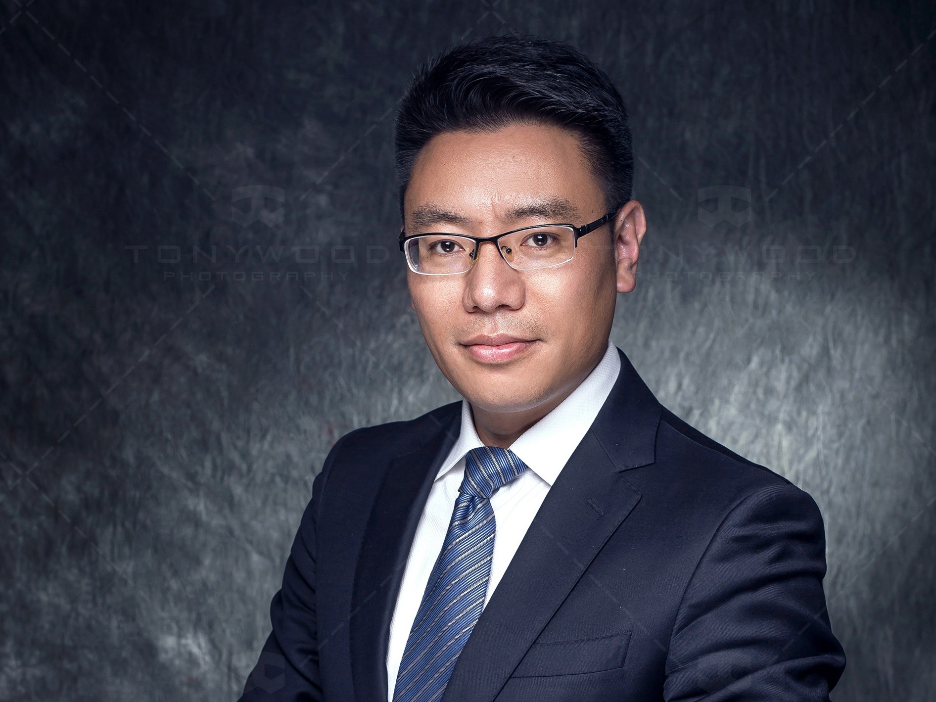 商务人像 | 北京盈科（昆明）律师事务所_ANLAU-站酷ZCOOL