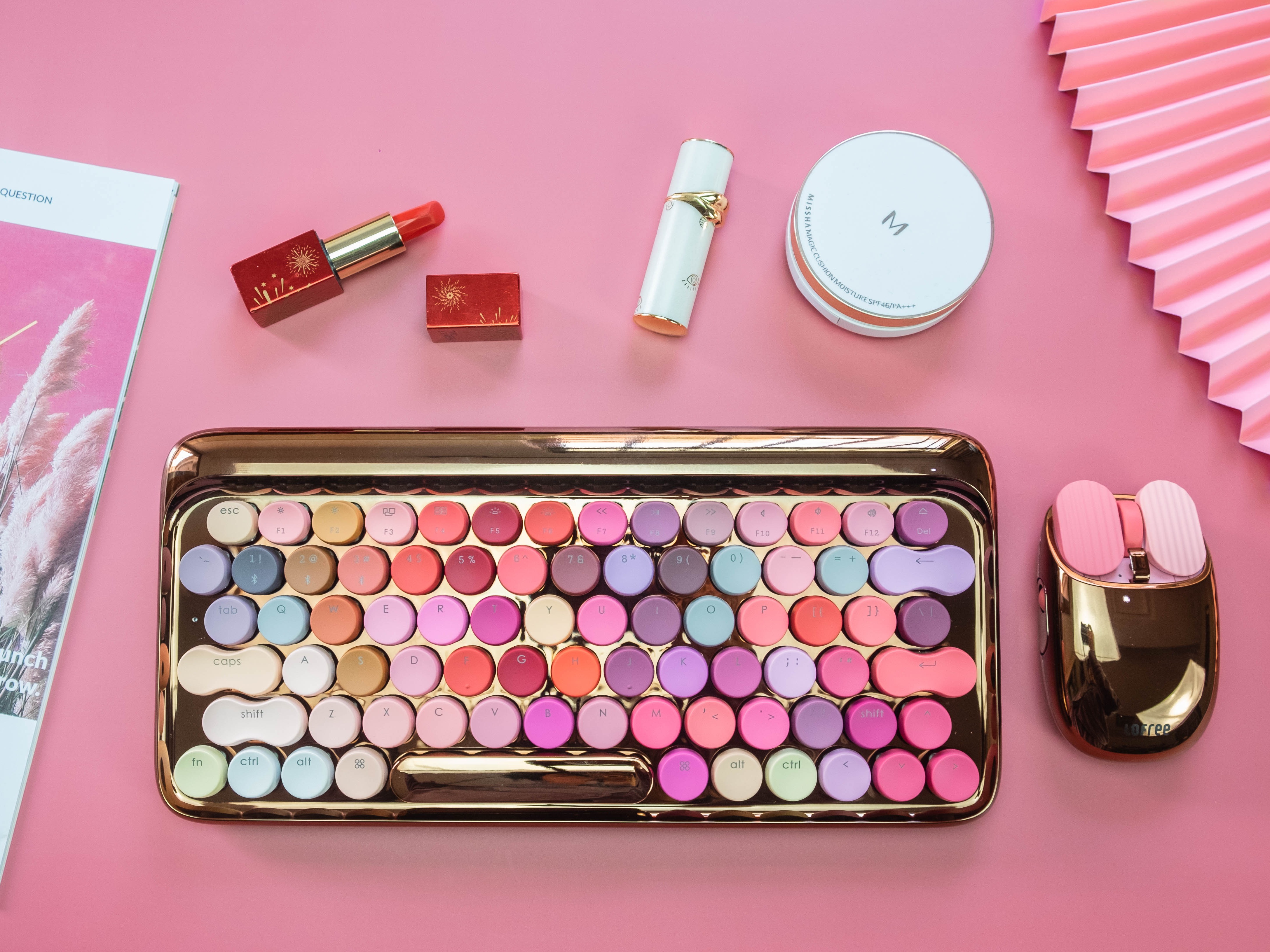 Lofree洛斐绽放玫瑰金键鼠套装（菜鸟试拍）_LaohuCN-站酷ZCOOL