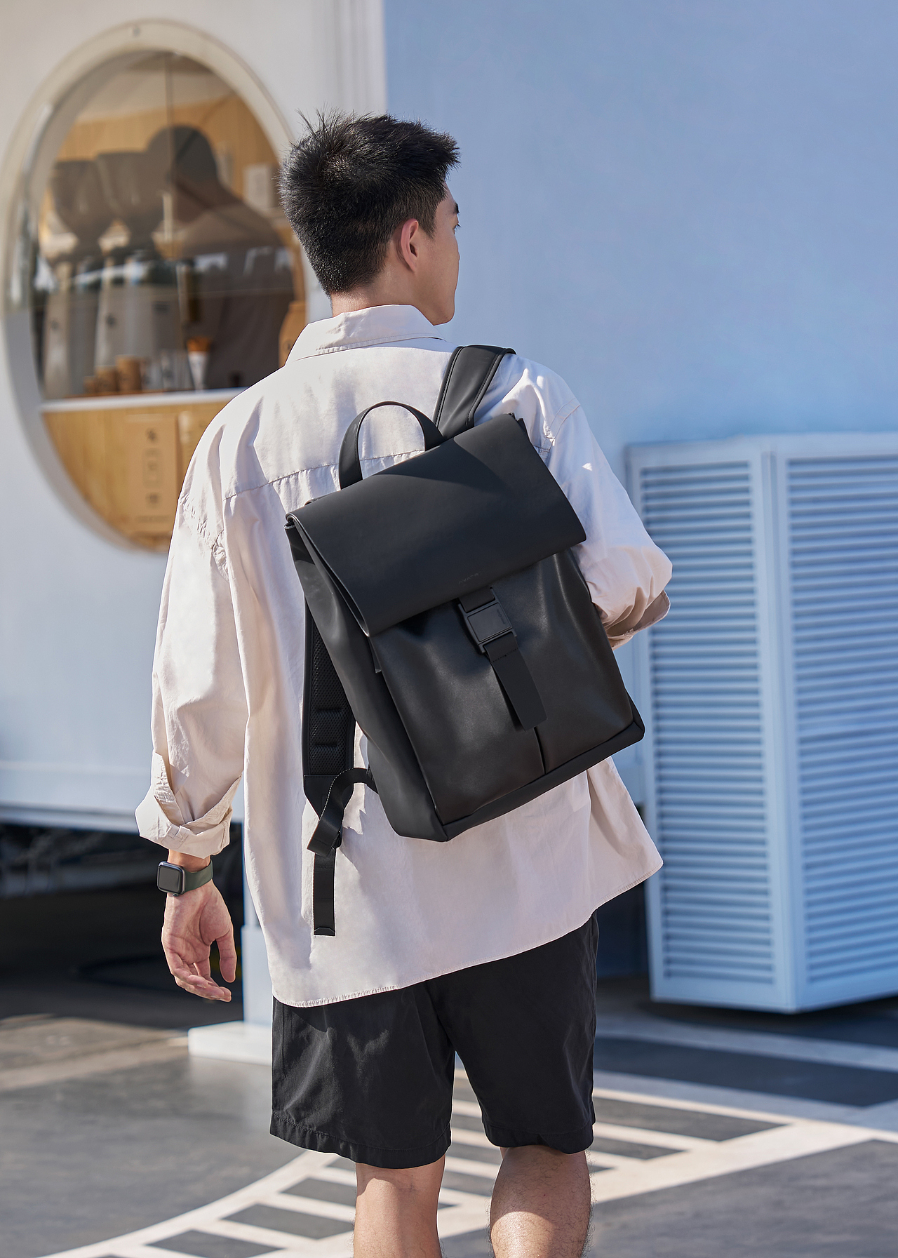 城市通勤背包-AVATRON_Big龙-站酷ZCOOL