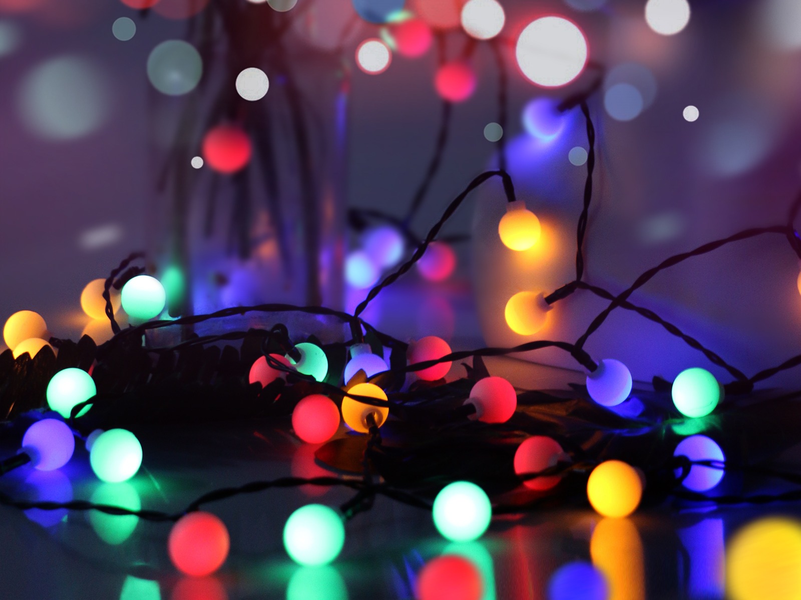 AMAZON彩色球形灯_Ethan_Mr-站酷ZCOOL