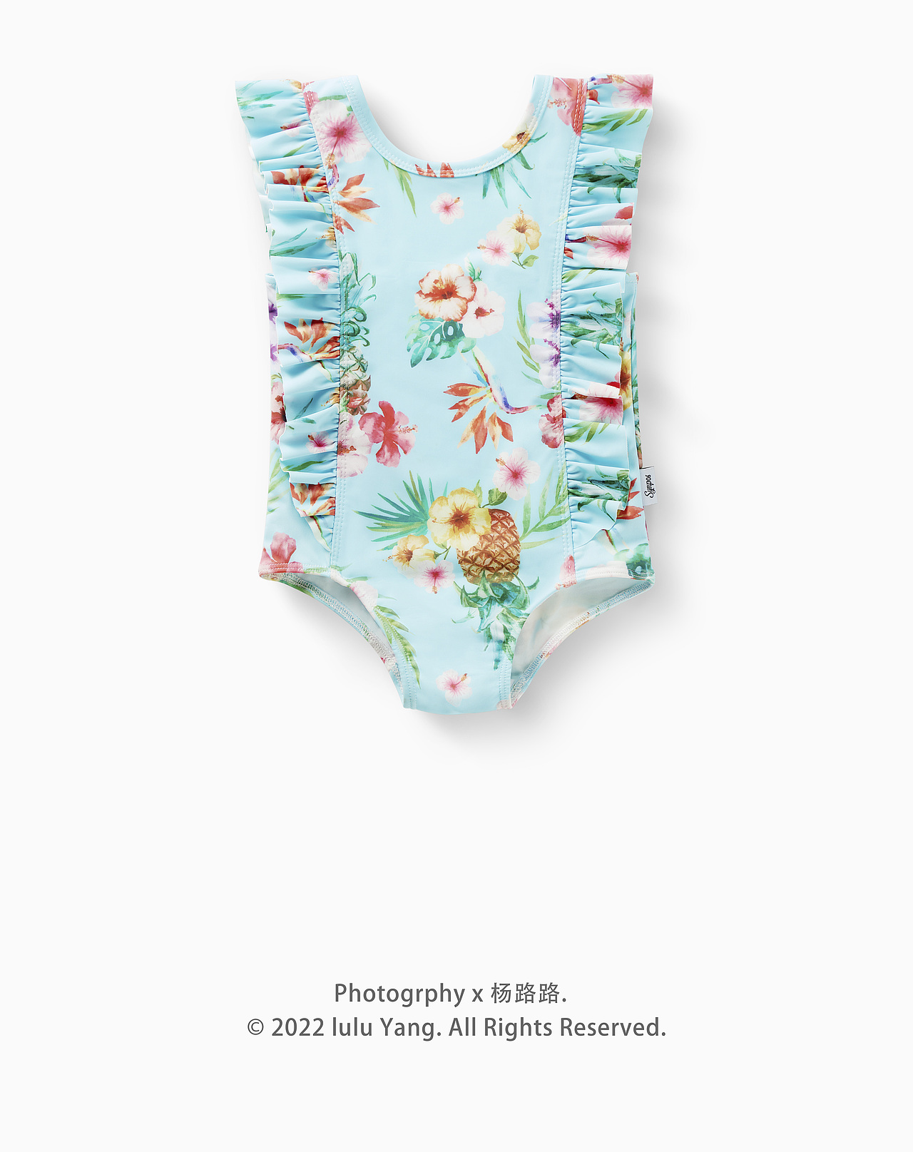 亚马逊儿童泳衣平拍_杨路路LuluYang-站酷ZCOOL