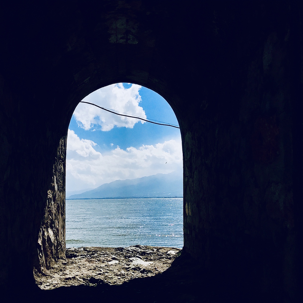 Live in 云南_苏墨墨墨唐-站酷ZCOOL