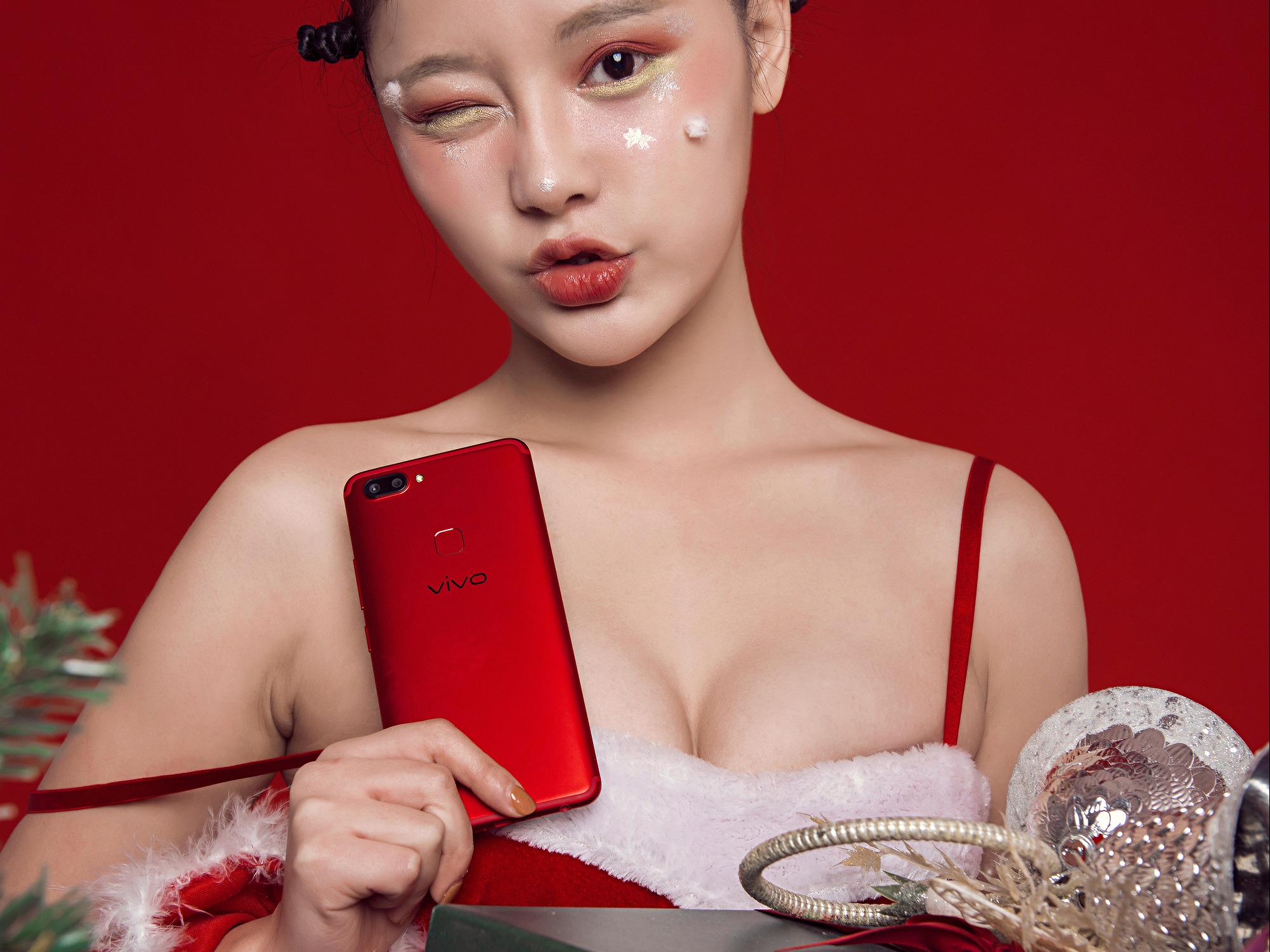 VIVO X20星耀红圣诞限量版_搜虎-站酷ZCOOL