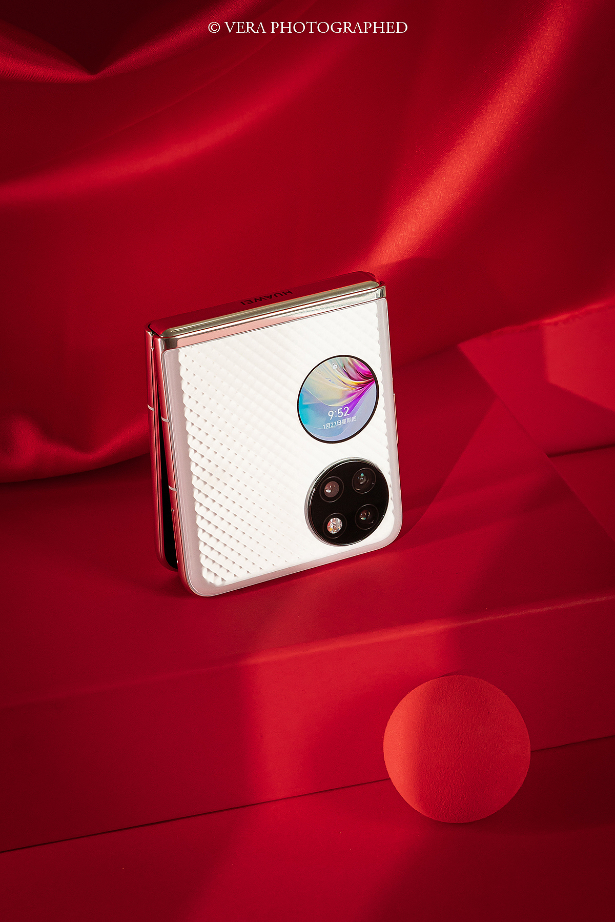 华为Mate X2 & 华为P50 Pocket_叶少Vera-站酷ZCOOL