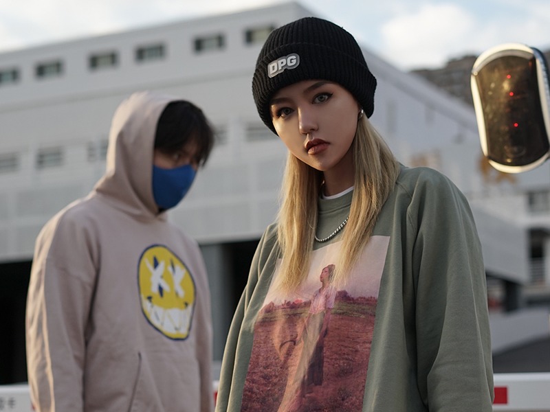 STRETAG连帽卫衣男女同款镰刀少女500G加厚情侣款帽衫_STRETAG思锐泰格-站酷ZCOOL