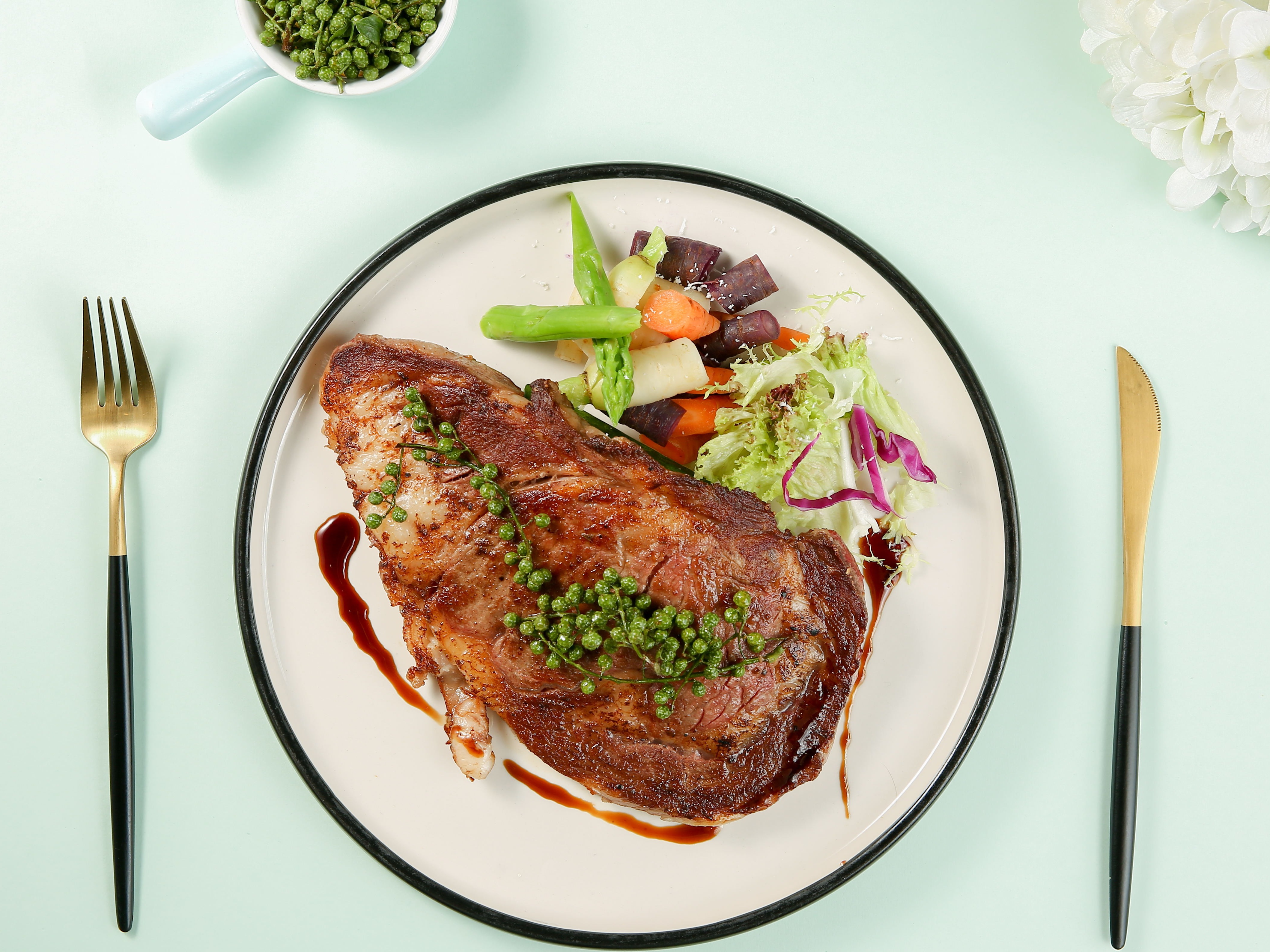 燃烧你的卡路里~NO丨LIGHT` X_光轩摄影-站酷ZCOOL