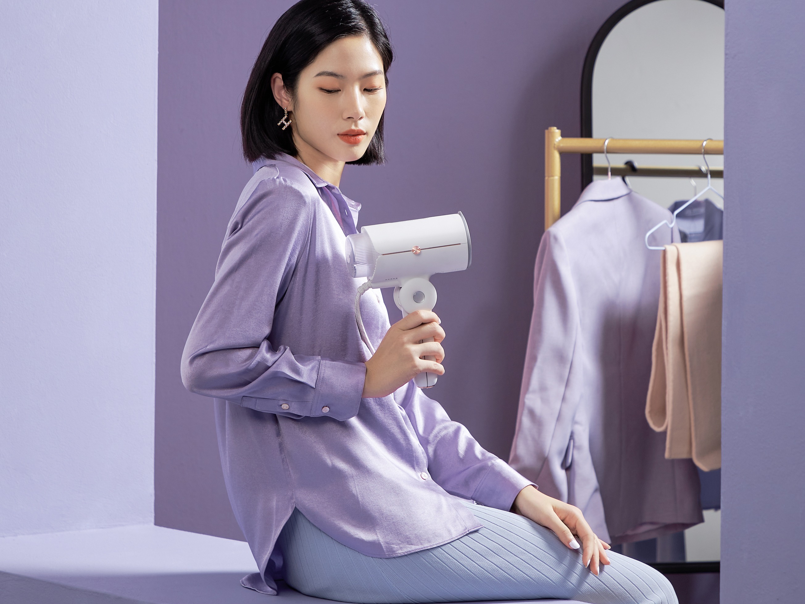 生活电器摄影 | 生活元素手持挂烫机场景_FEIDA肥呆-站酷ZCOOL