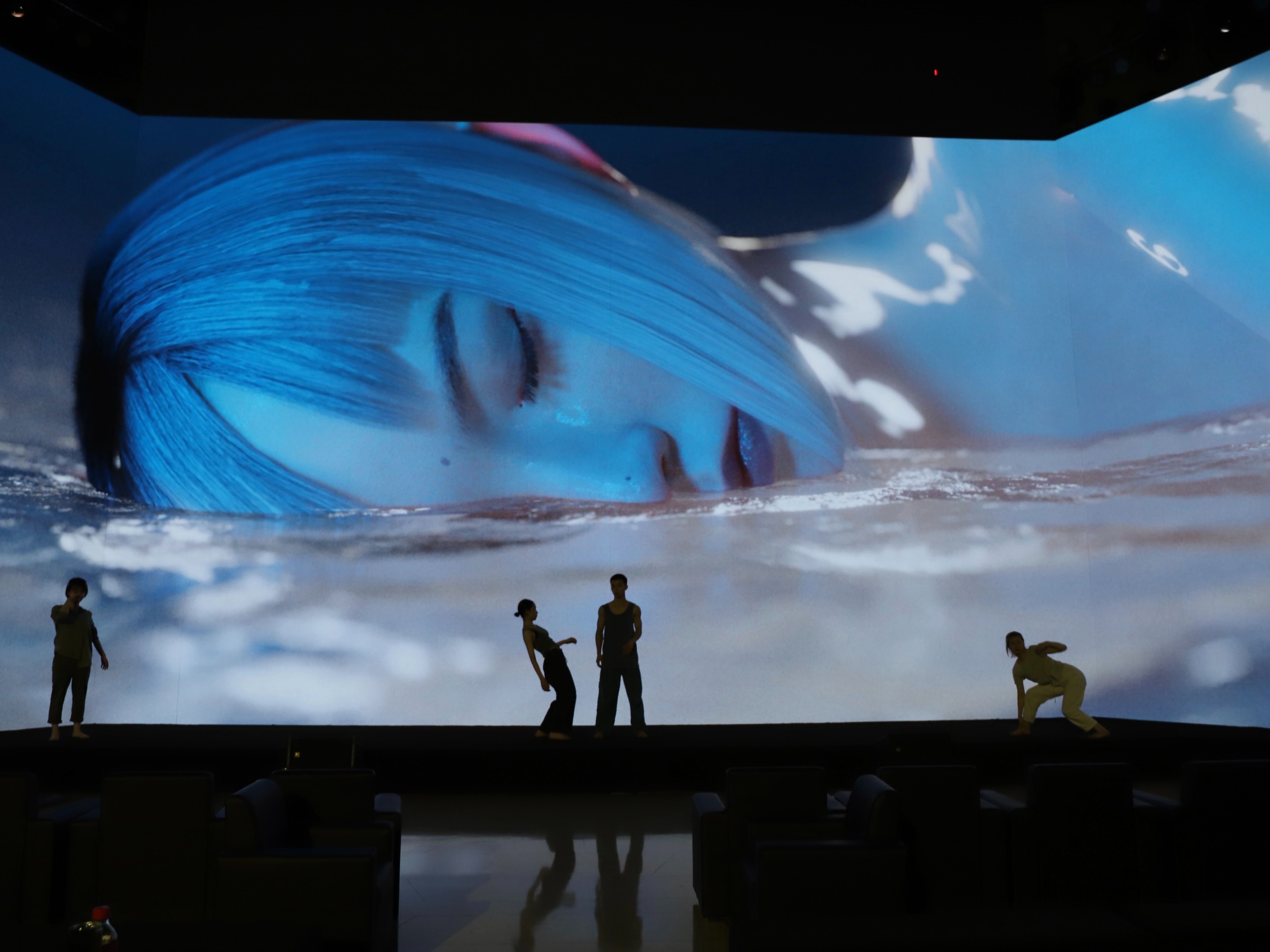 现在史·数字人类[-∞，∞] 混合现实展演_Zimon3D-站酷ZCOOL