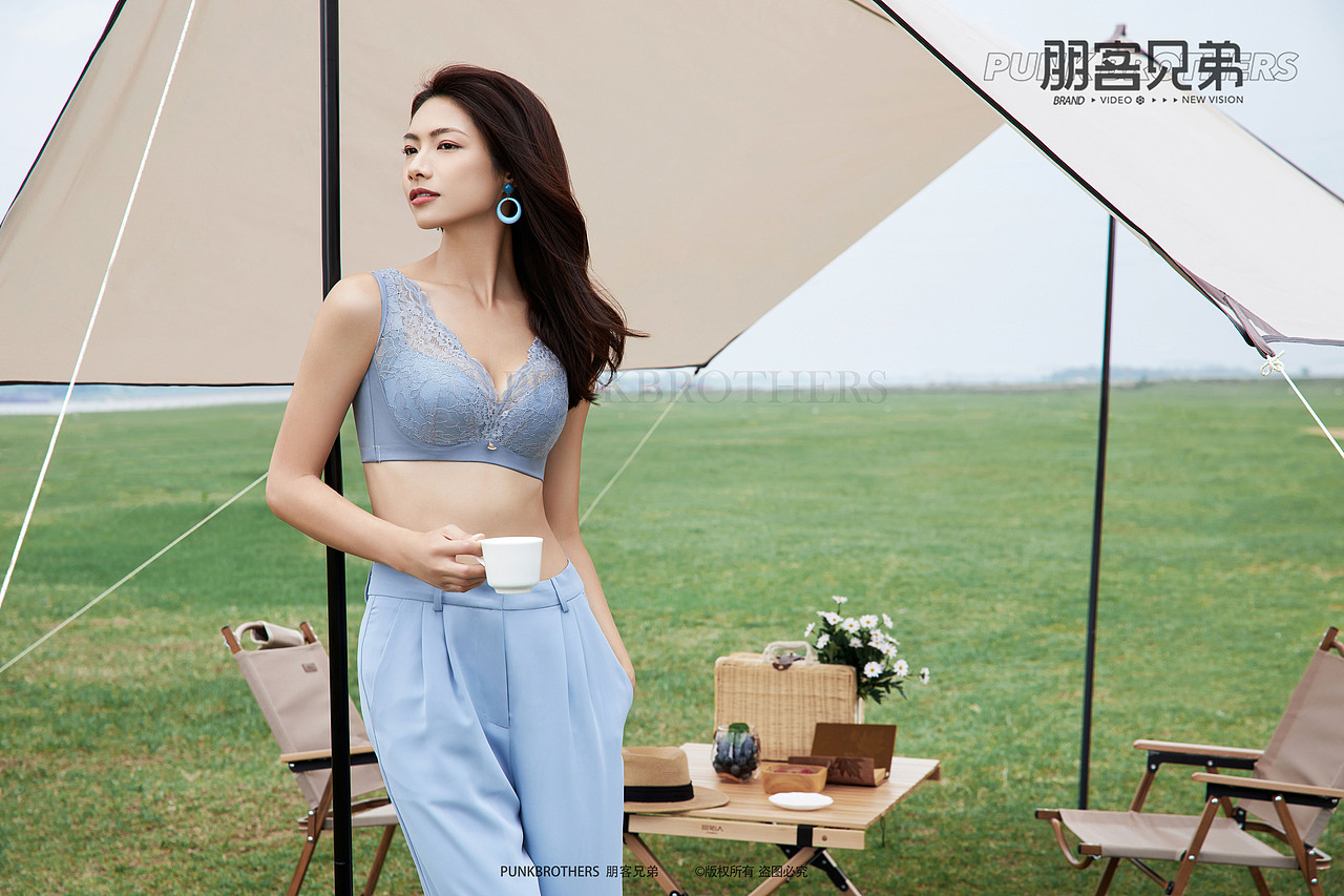 内衣拍摄_朋客兄弟软妹子-站酷ZCOOL