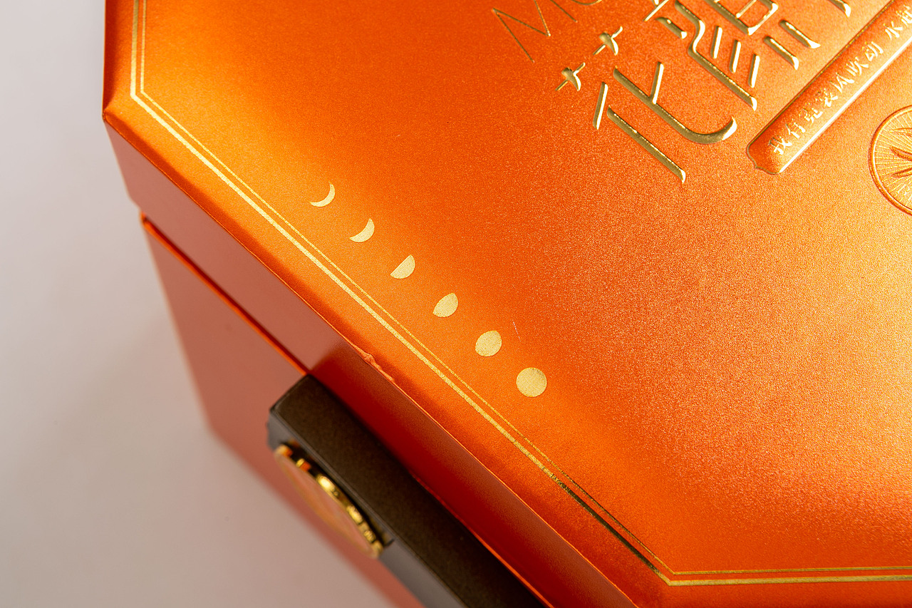 慧®DESIGNx喜橙文创 | 花颜月色-中秋包装礼盒_慧品牌设计-站酷ZCOOL