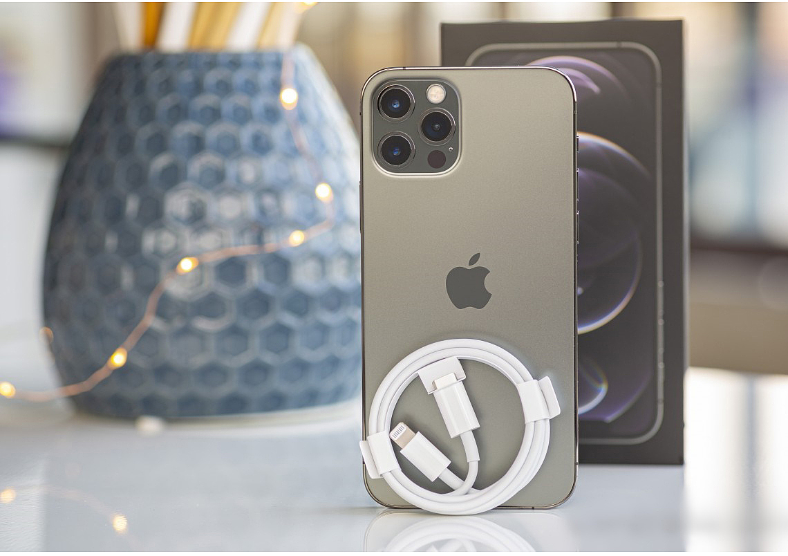 关于IPhone13 手机壳_漫步云端33-站酷ZCOOL