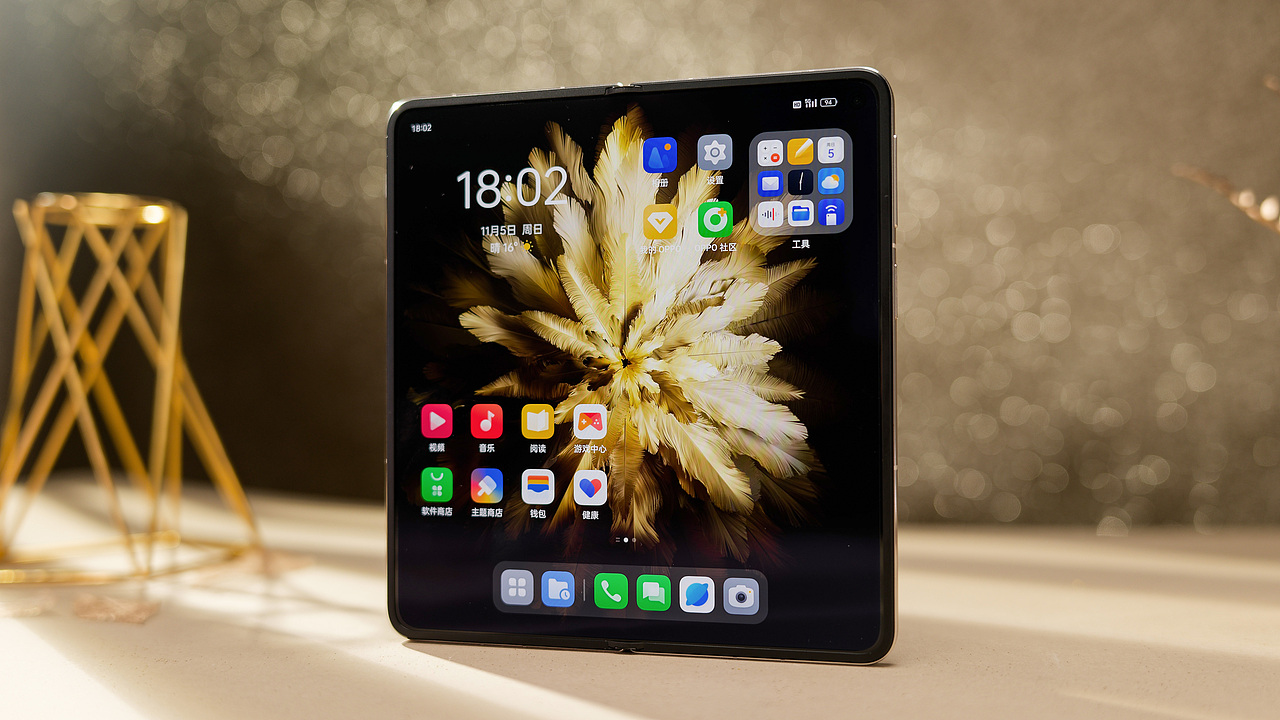 OPPO Find N3&红米K70 Pro_柴大狗-站酷ZCOOL