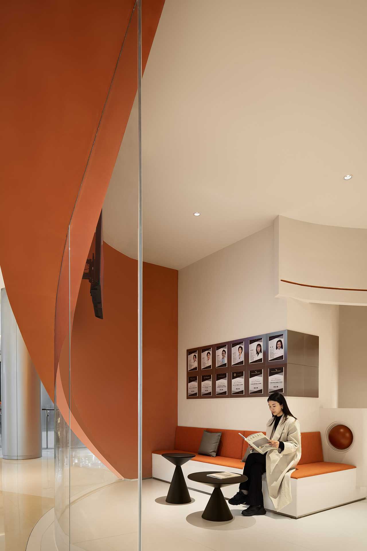 颜所·成都西宸天街店｜MOOTHAN. DESIGN_末染设计-站酷ZCOOL