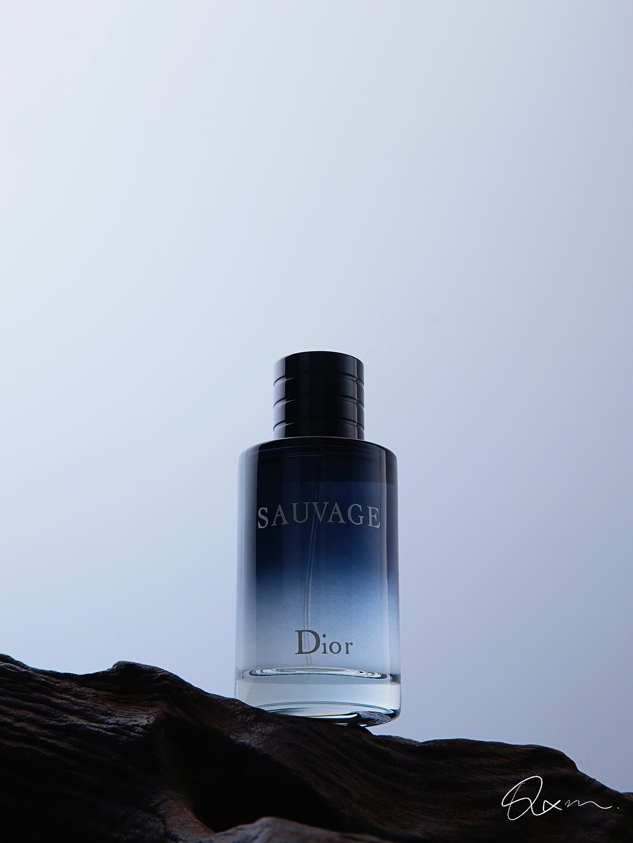 静物｜产品摄影｜Dior旷野男士香水_铁甲万能小飞侠-站酷ZCOOL