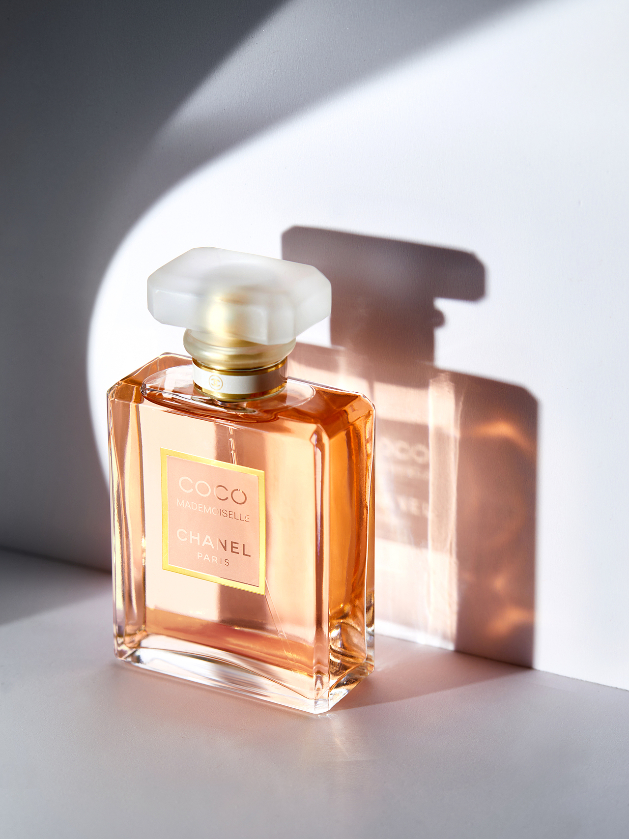 coco香水拍摄_卢伟工作室-站酷ZCOOL