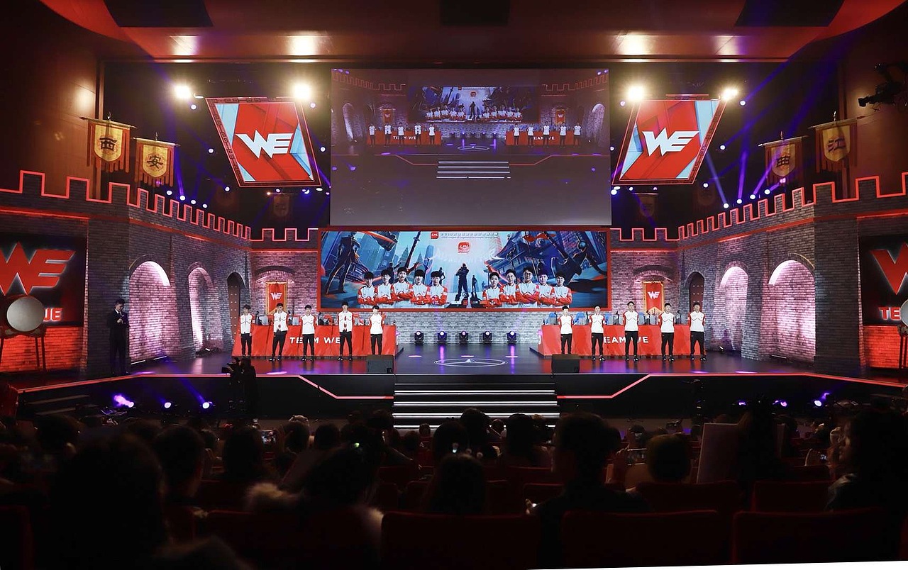 LPL WE战队主场_在华设计室-站酷ZCOOL