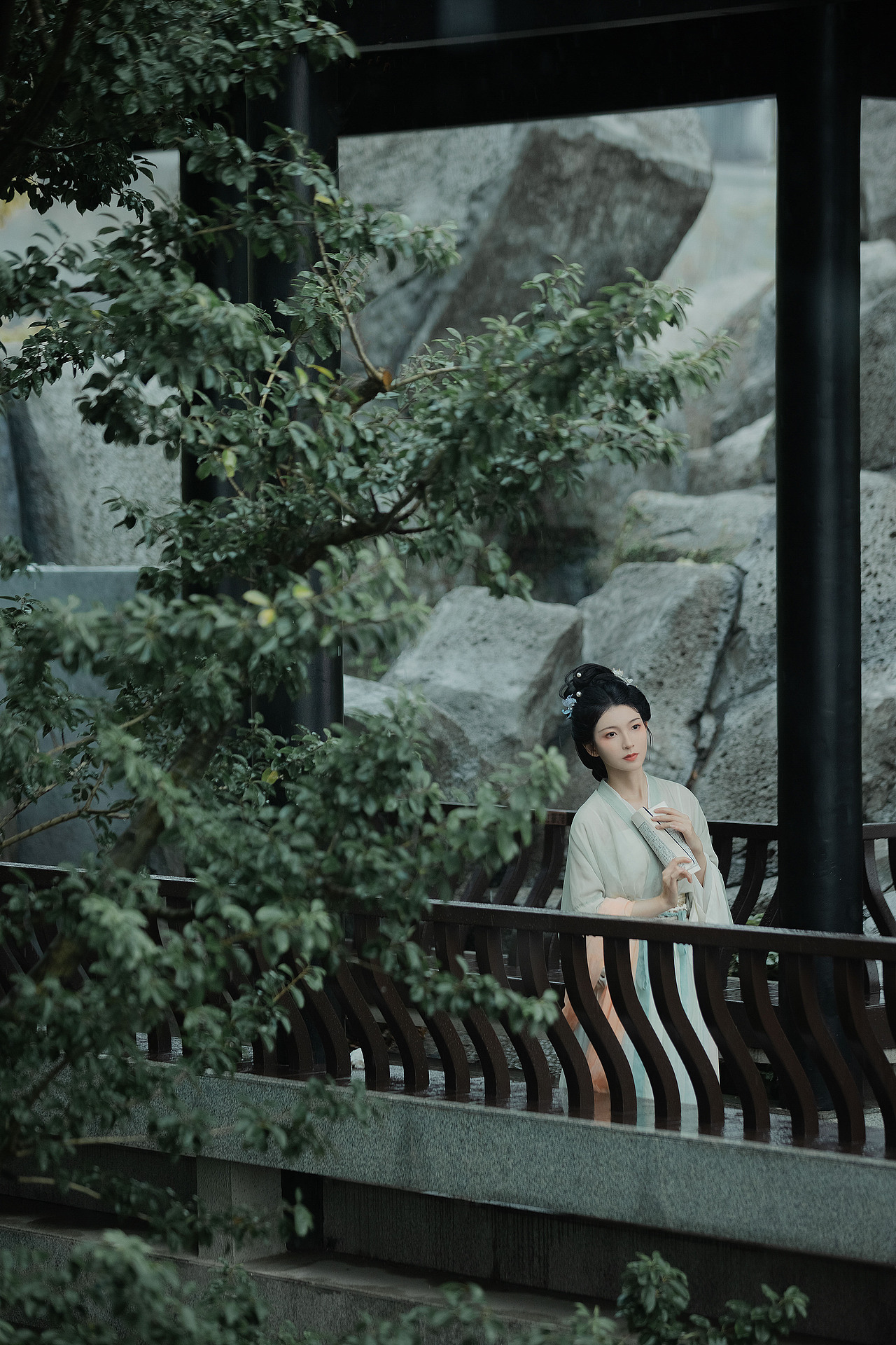 雨打芭蕉_若寒Rock-站酷ZCOOL