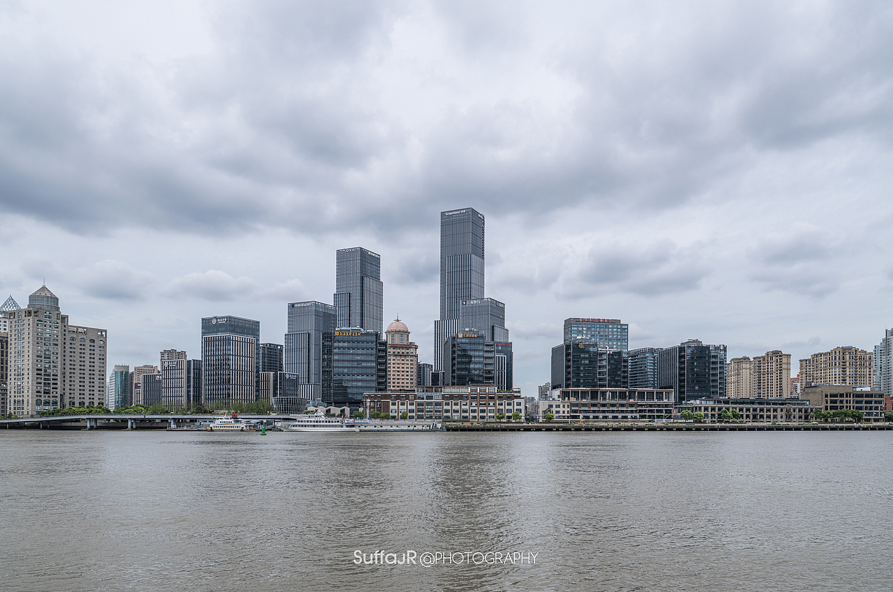 上海街头20230725_朱尼尔沙发SUFFA-站酷ZCOOL