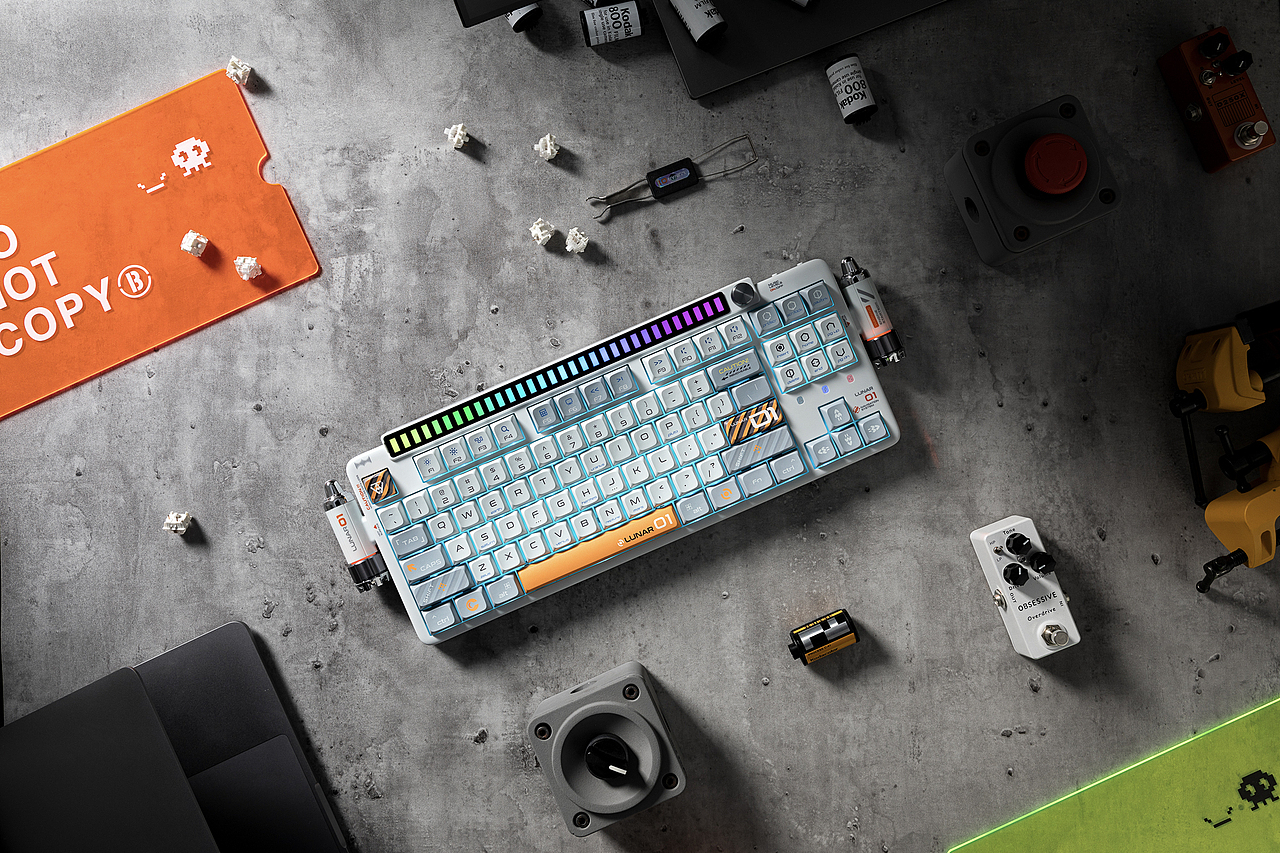 随手拍丨KEYSME太空船机械键盘_白底图-站酷ZCOOL