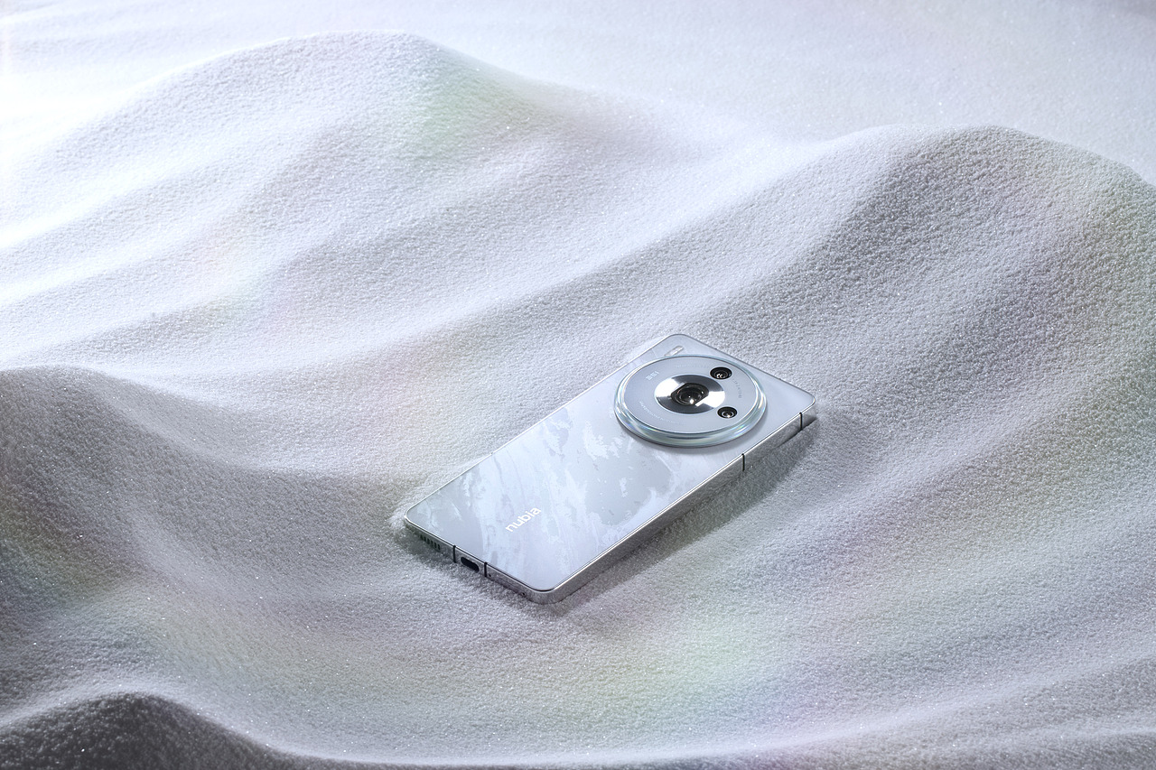 努比亚Z50S Pro | 卡其 黑咖 拾光之镜_摄影师小恰-站酷ZCOOL