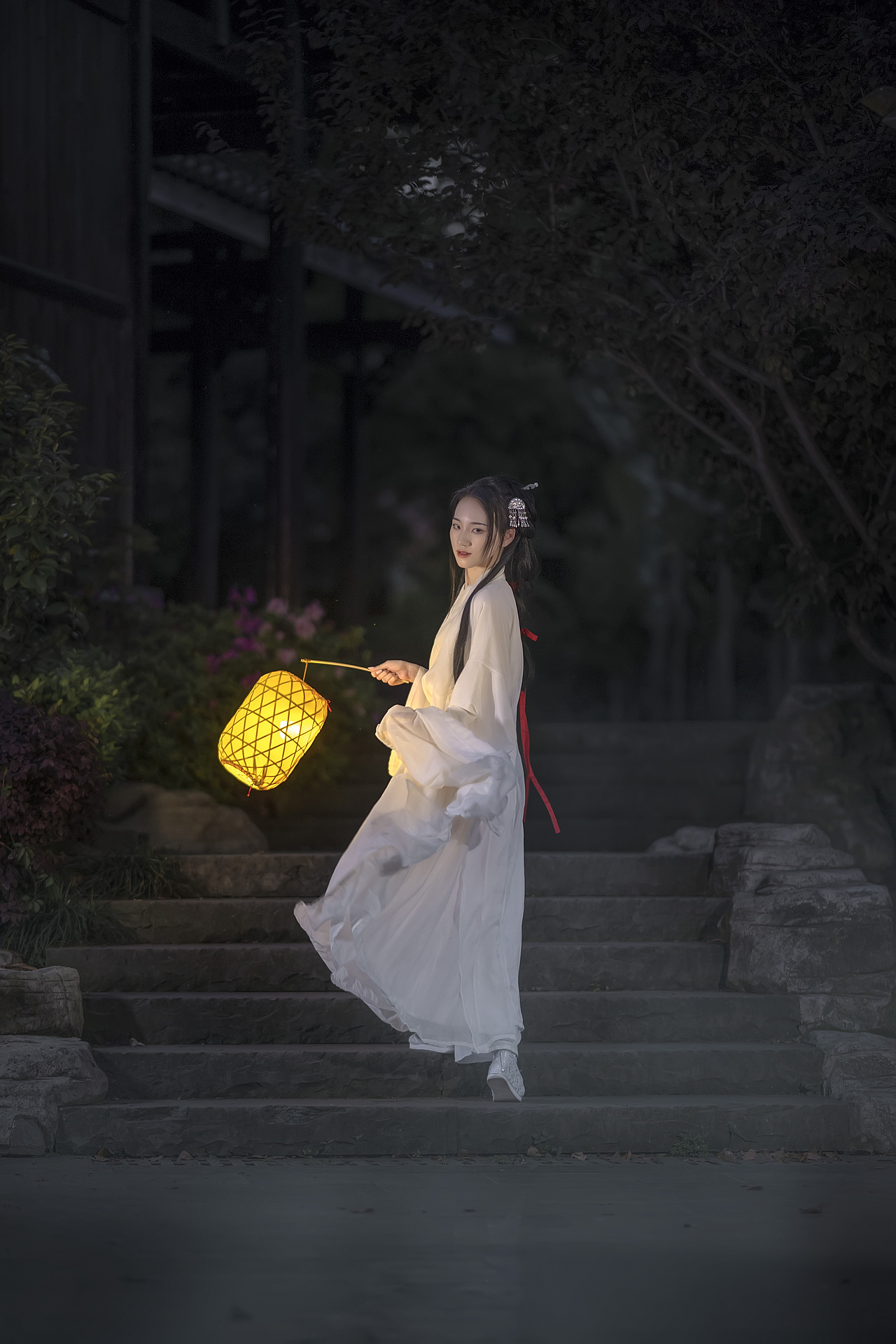 幽魂独未消。几番清夜月_韦小宝LXLX-站酷ZCOOL