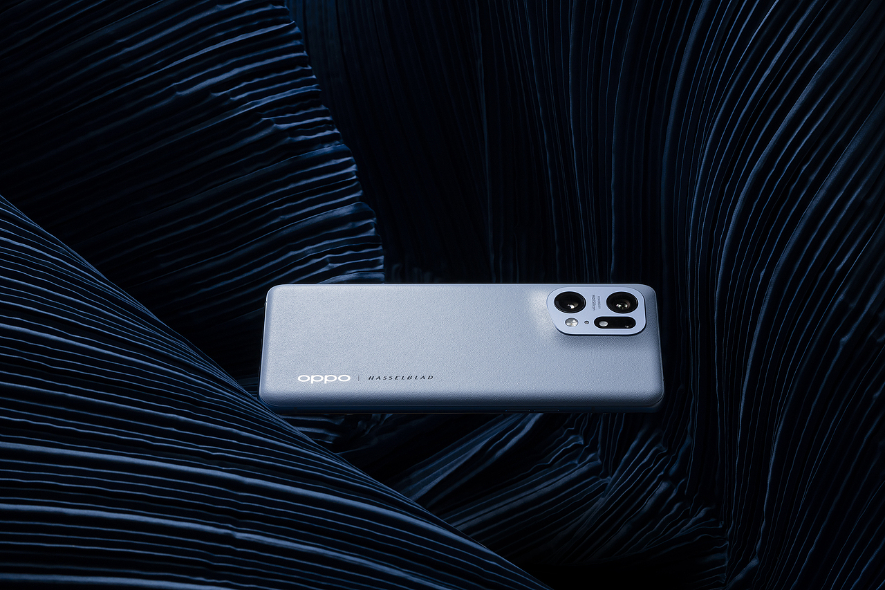 OPPO Find X5 Pro水蓝素皮版 & vivo X Fold_X老师会拍照-站酷ZCOOL