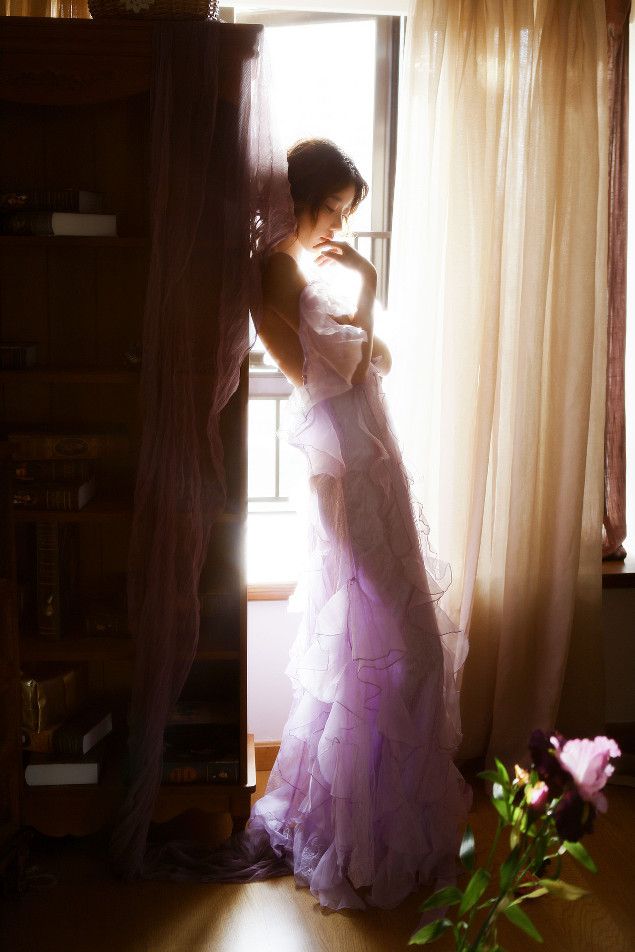 送你一支鸢尾花_唐小苔-站酷ZCOOL