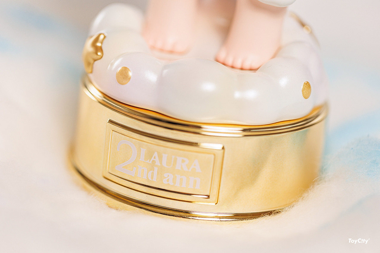 LAURA两周年星云_Vincen闻森-站酷ZCOOL