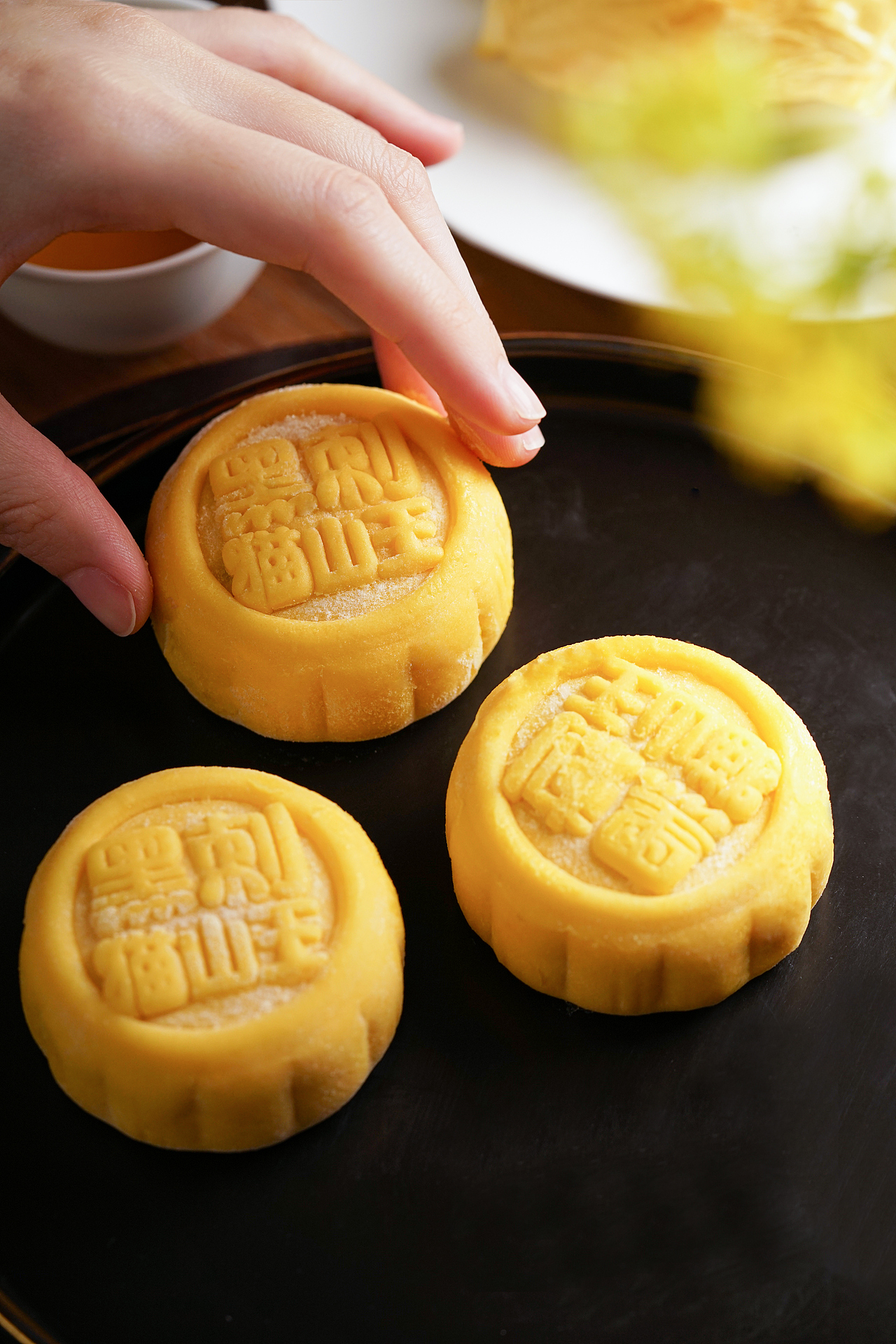 黑刺猫山王榴莲月饼拍摄_肥肥7025-站酷ZCOOL