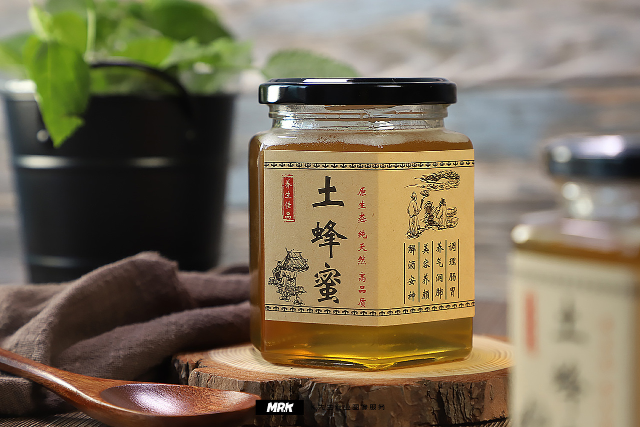 一款土蜂蜜拍摄_xyzk-站酷ZCOOL