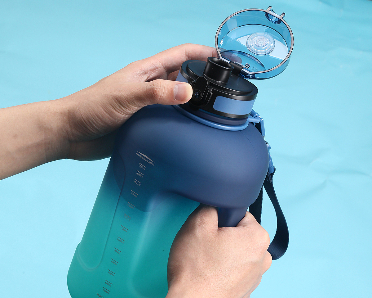 渐变色加仑壶大容量高颜值水壶_UZSPACE优之水杯-站酷ZCOOL