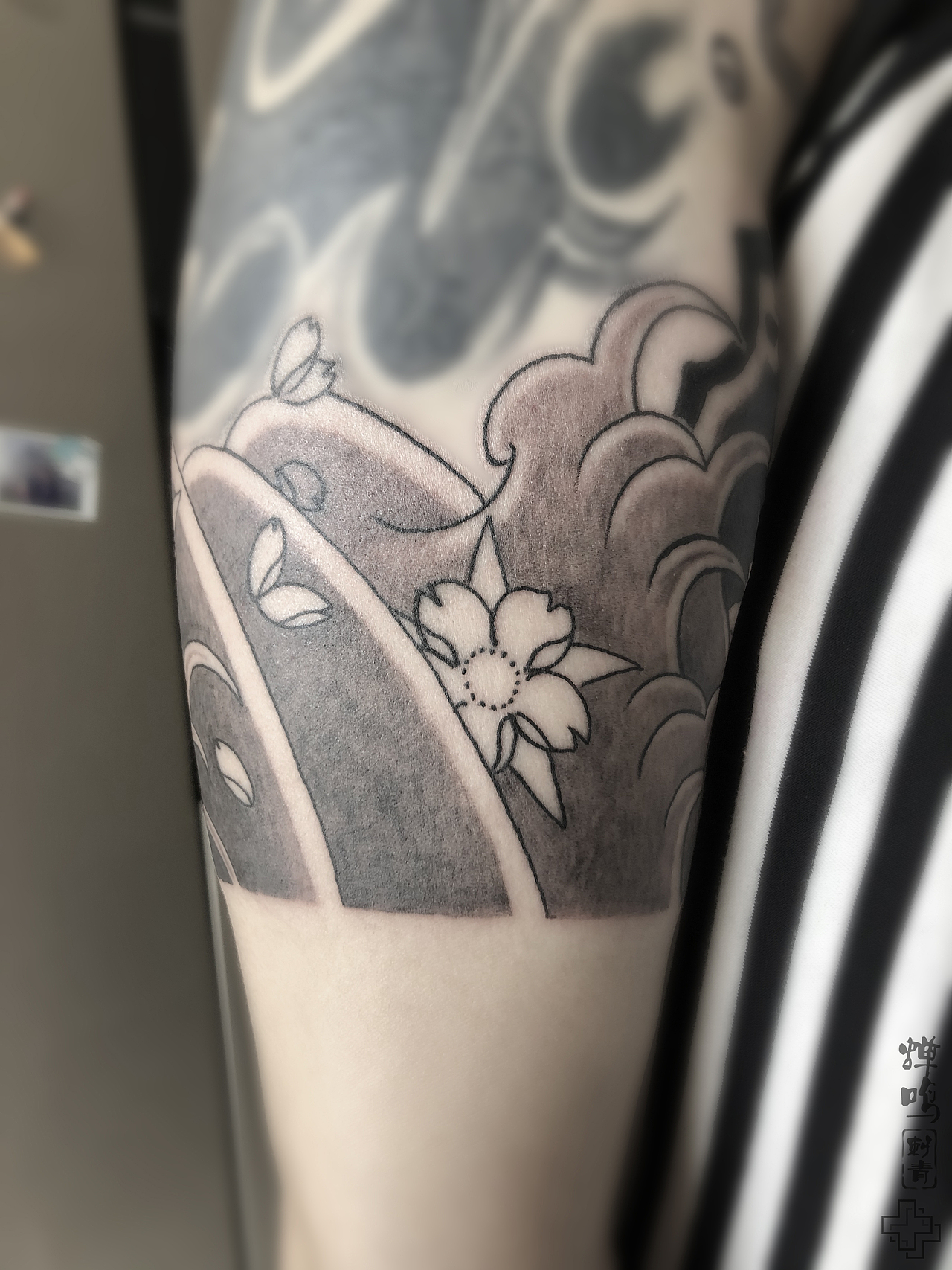 遮盖一个大图腾_2nu7lg-站酷ZCOOL