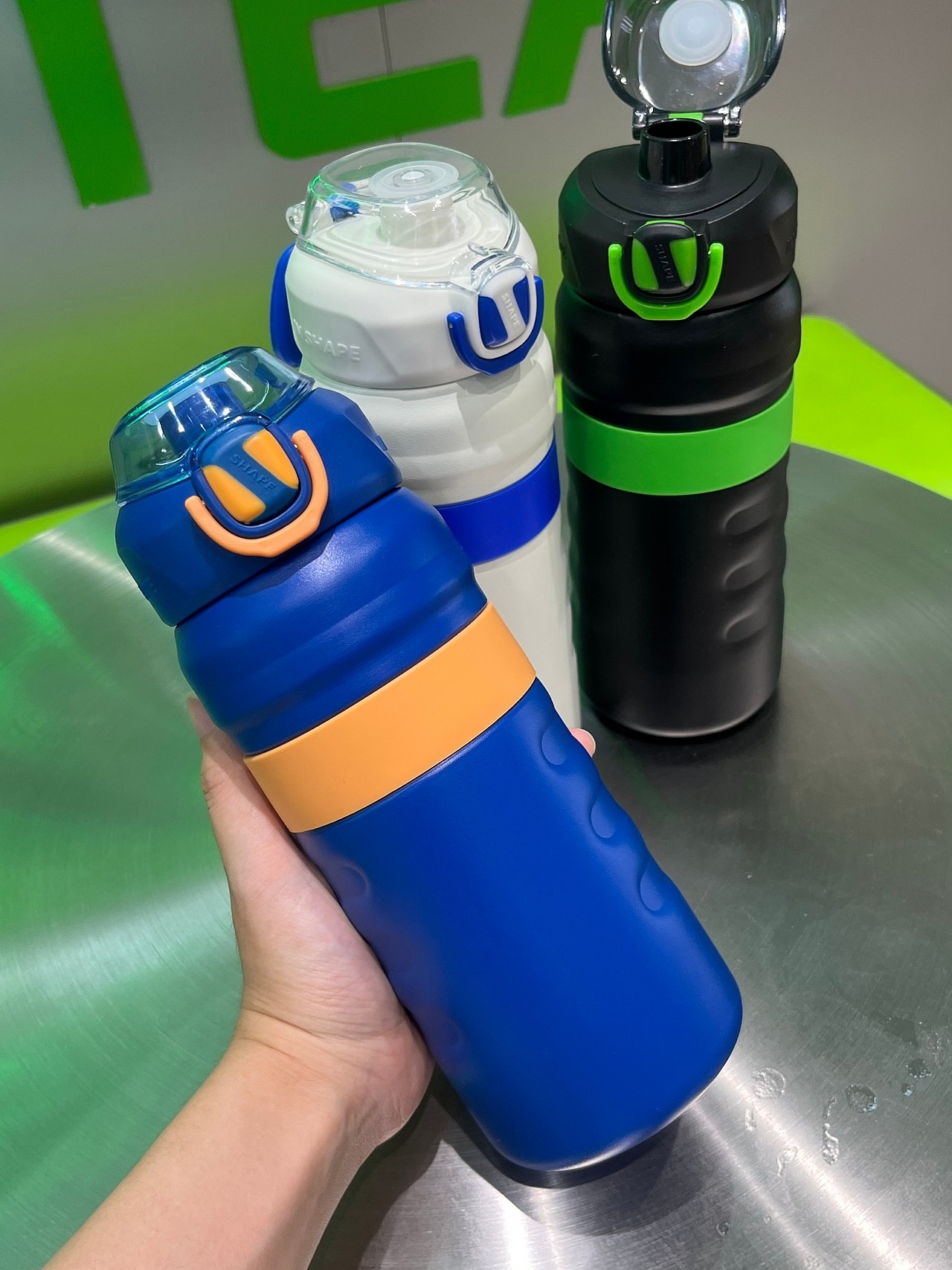 畅饮户外水杯_刘魔王12138-站酷ZCOOL