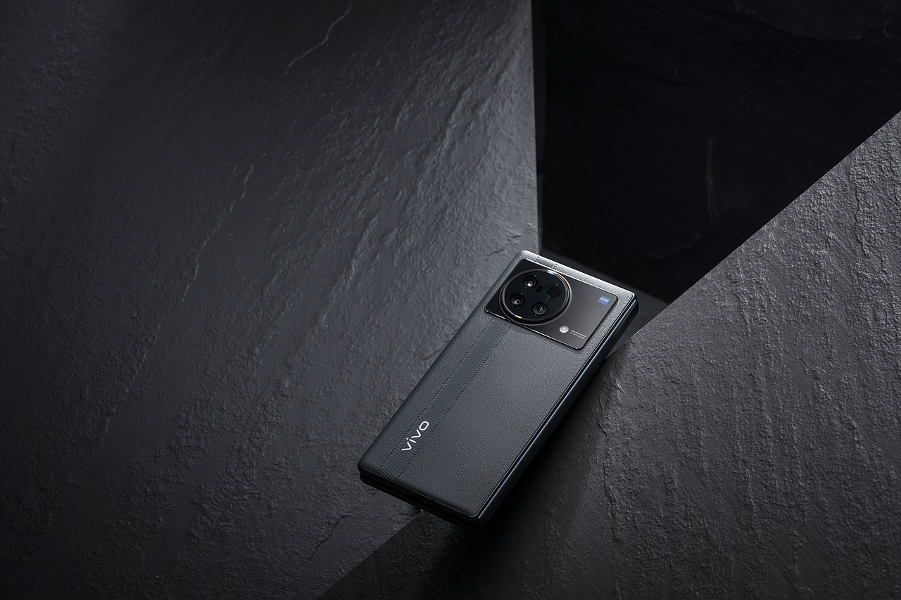 OPPO Find X5 Pro水蓝素皮版 & vivo X Fold_X老师会拍照-站酷ZCOOL