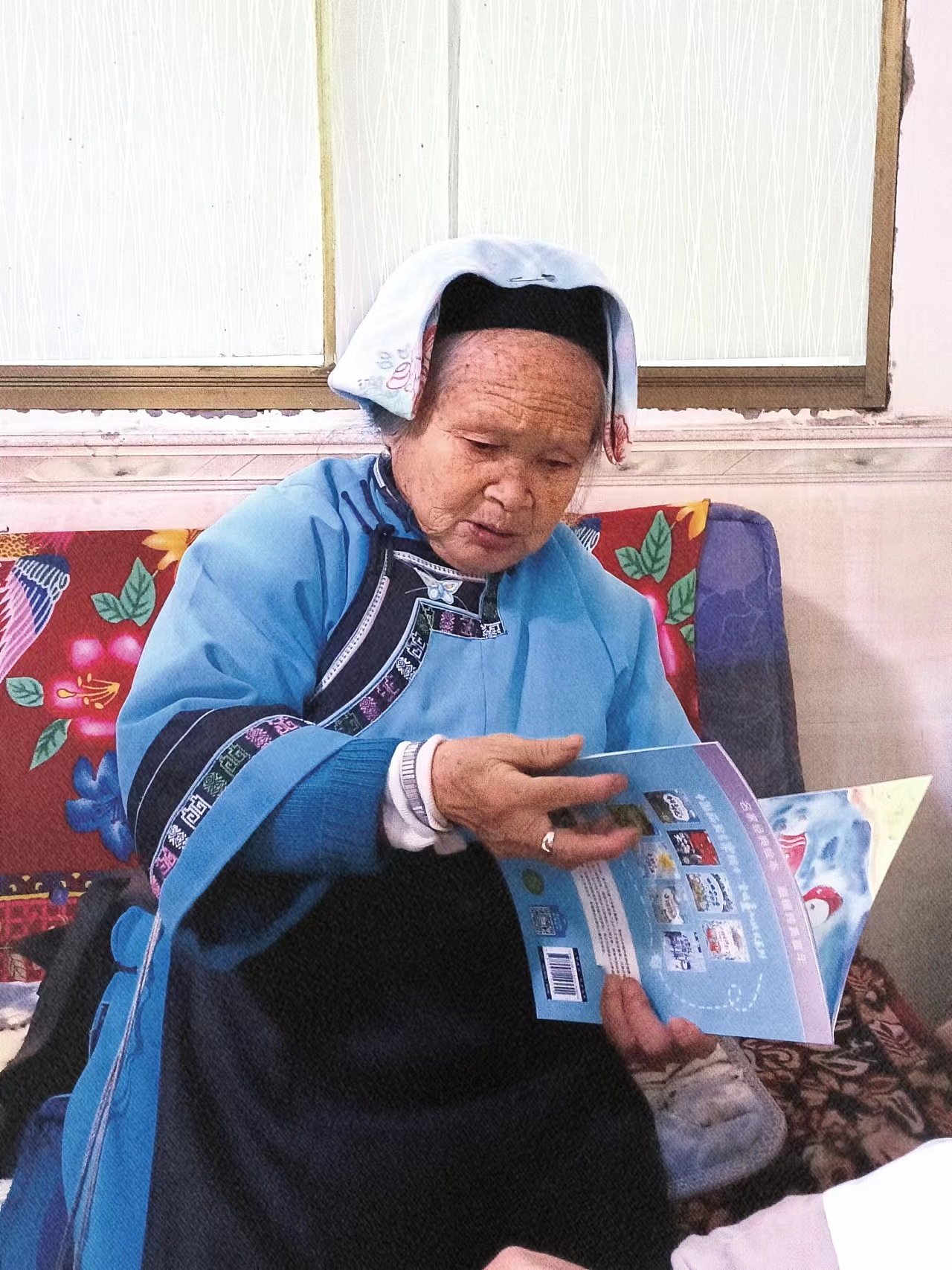 原创绘本《外婆的新衣裳》_王咩咩MIE-站酷ZCOOL