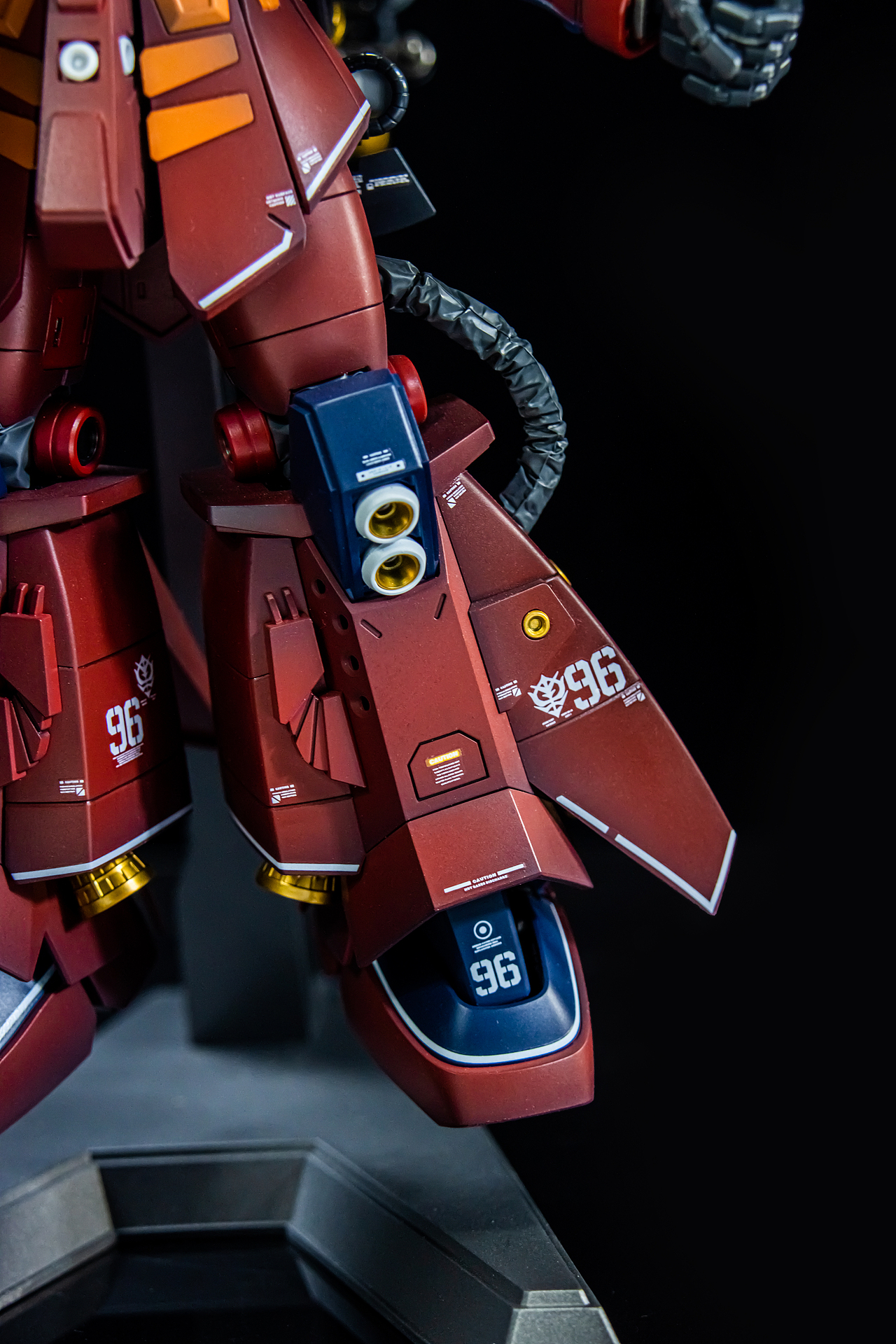 精神力红扎古万代zaku高机动雷霆宙域高达模型_卓御手创阿祖-站酷ZCOOL