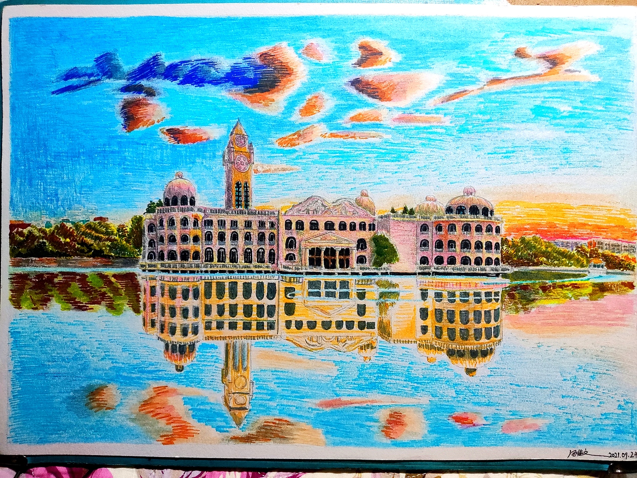 黄昏下的白宫城堡（流花湖公园）_汤俊文MRTJW-站酷ZCOOL