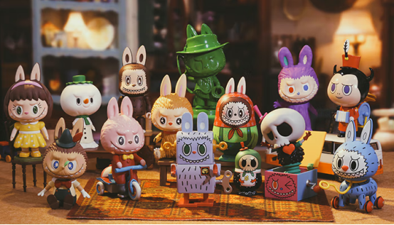 潮玩手办材质“搪胶”、“树脂”、“PU树脂”、“PVC”、“宝丽石”，小科普_酷大猫-站酷ZCOOL