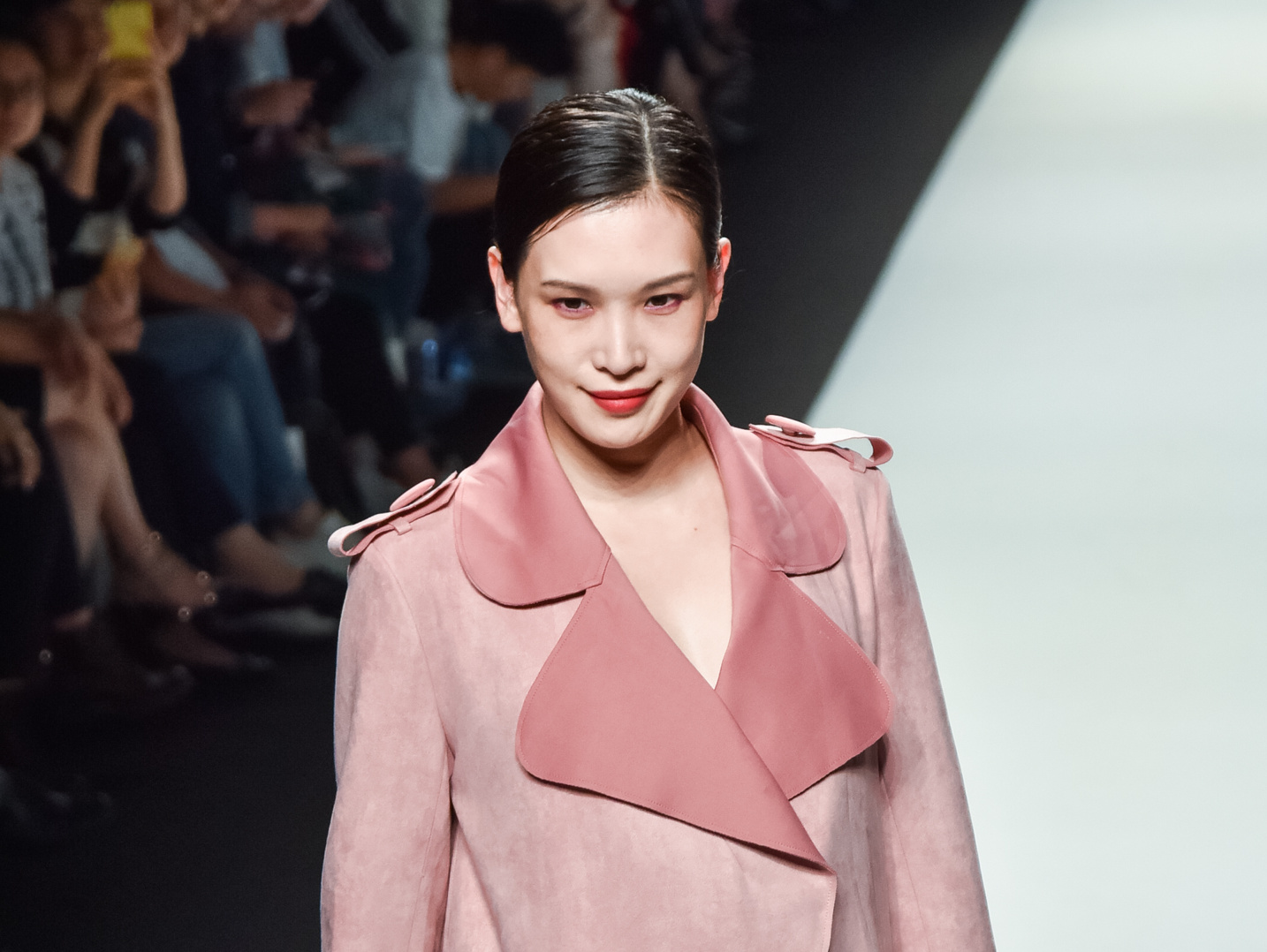 秀场直击 | 2017上海时装周SS品牌秀之尚街 x Marie Bonne_SunKe_孙珂-站酷ZCOOL