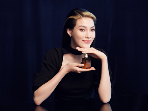 雅诗兰黛x谷爱凌_Ariel加菲-站酷ZCOOL