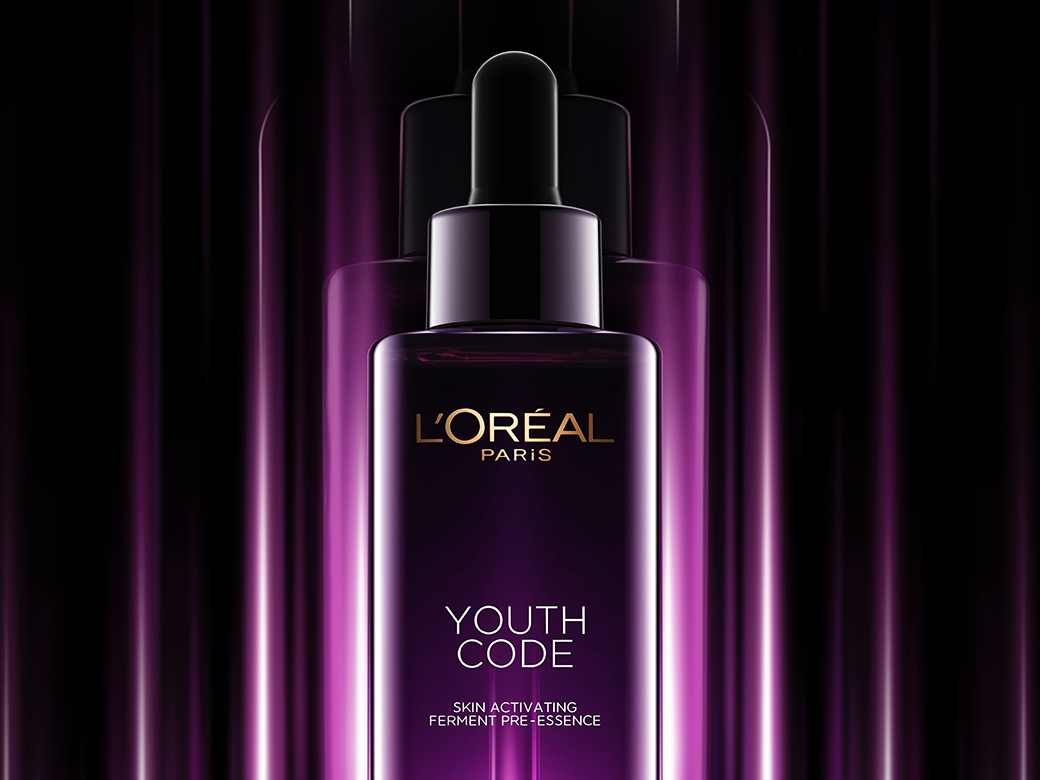 欧莱雅第三代黑精华 【化妆品修图】_以珩zero-站酷ZCOOL