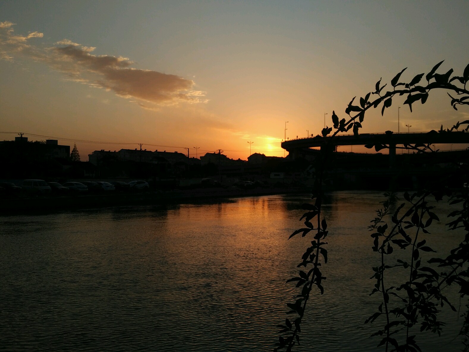 苏州站夕阳_KaroMag-站酷ZCOOL