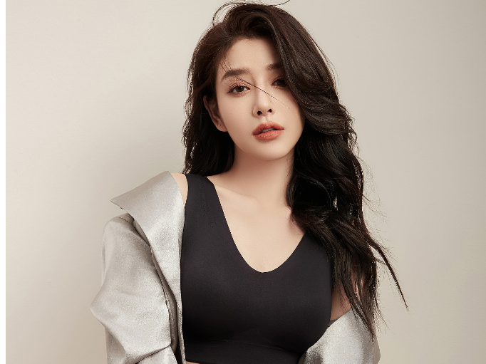 无痕内衣 美背 文胸拍摄_摄影师刘小奇-站酷ZCOOL