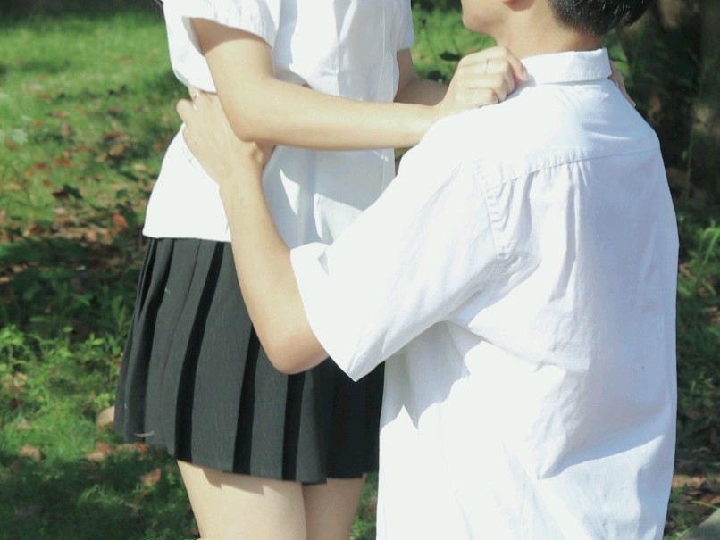 青春是暗恋心动与昏睡交织的夏天☘️_卡米mi-站酷ZCOOL